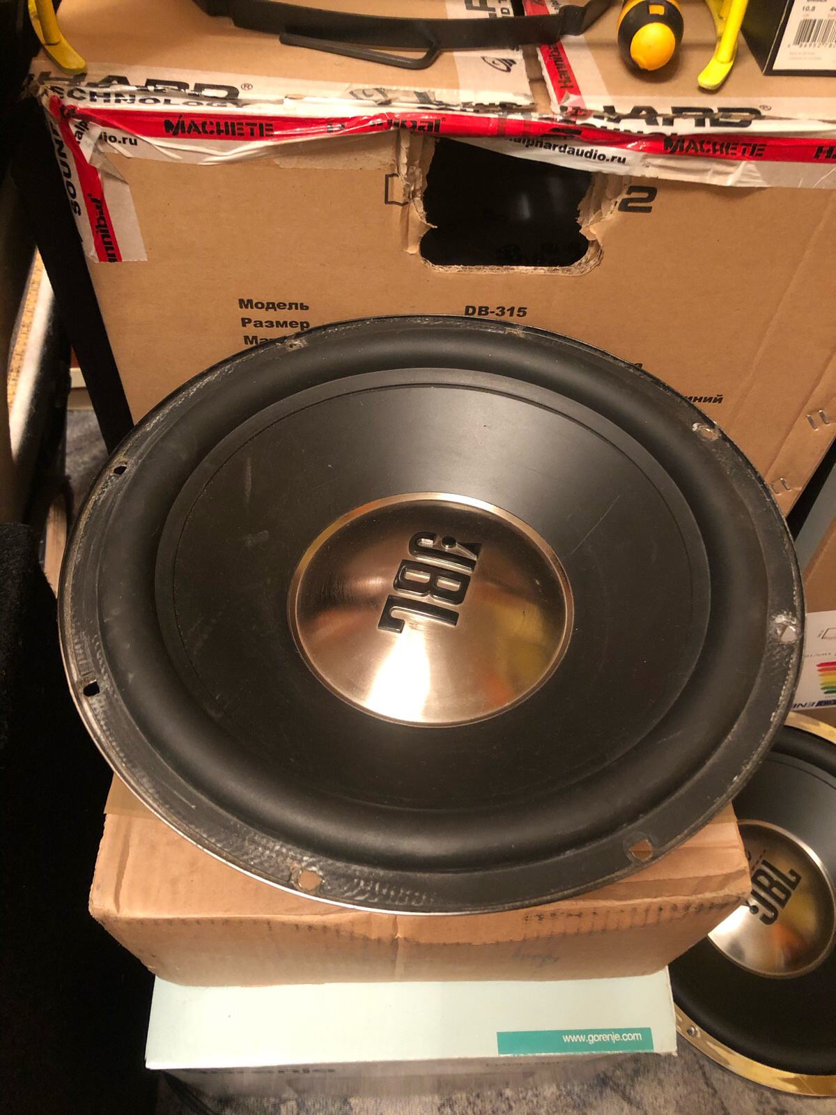 Subwoofer jbl 250w RMS, 1000W max