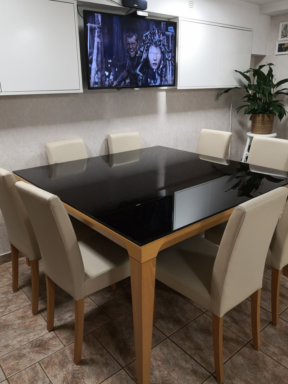 Jedilna miza Calligaris Bukev/Steklo+ Prt iz Damasta GRATIS