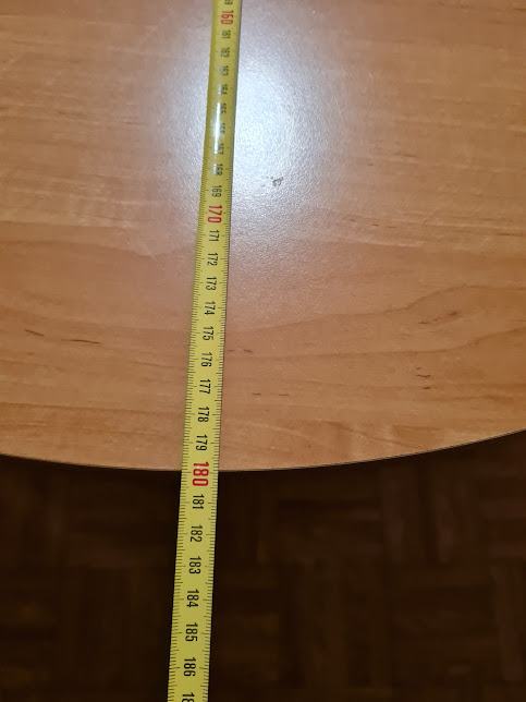 Jedilna miza z stoli