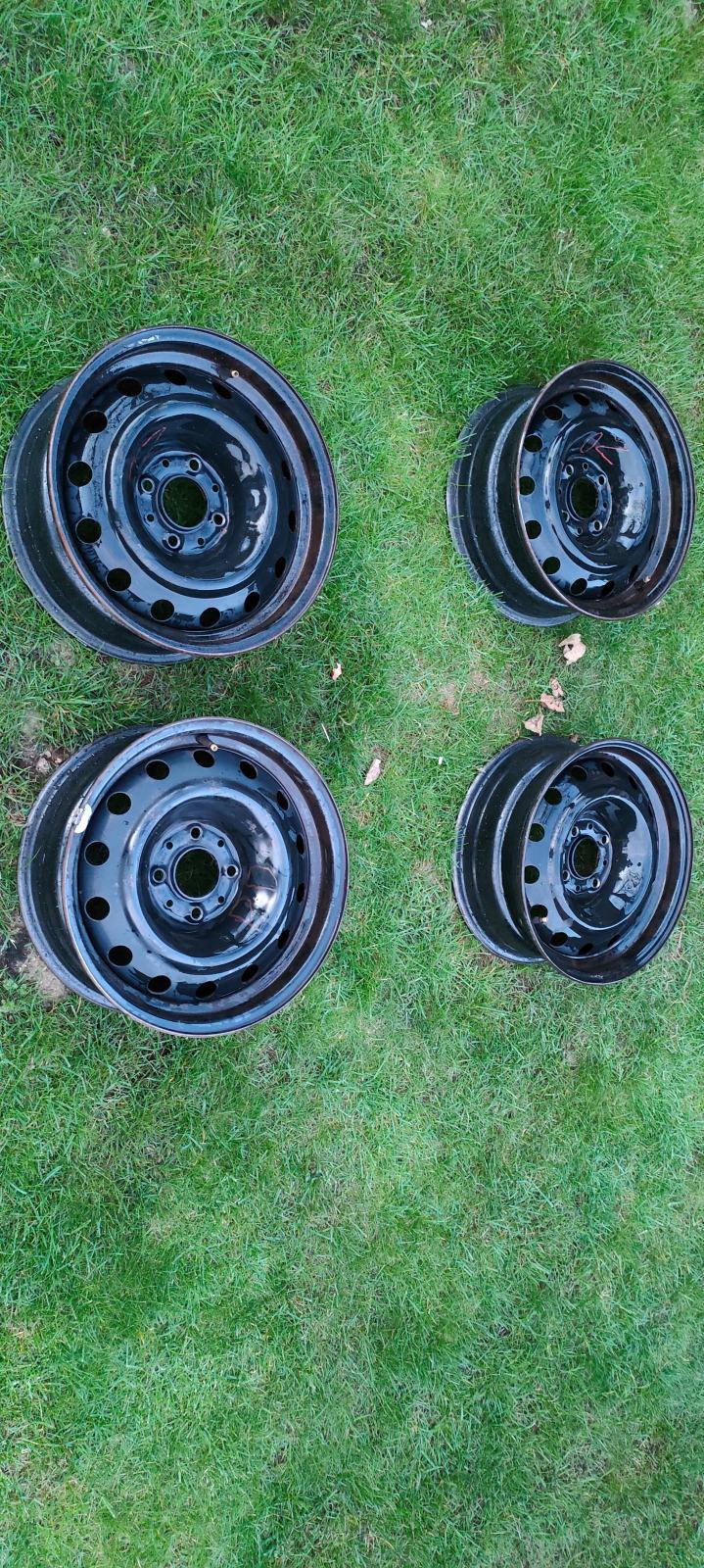 Platišča JEKLENA, 15 col za Xsaro Picasso + okrasni pokrovi