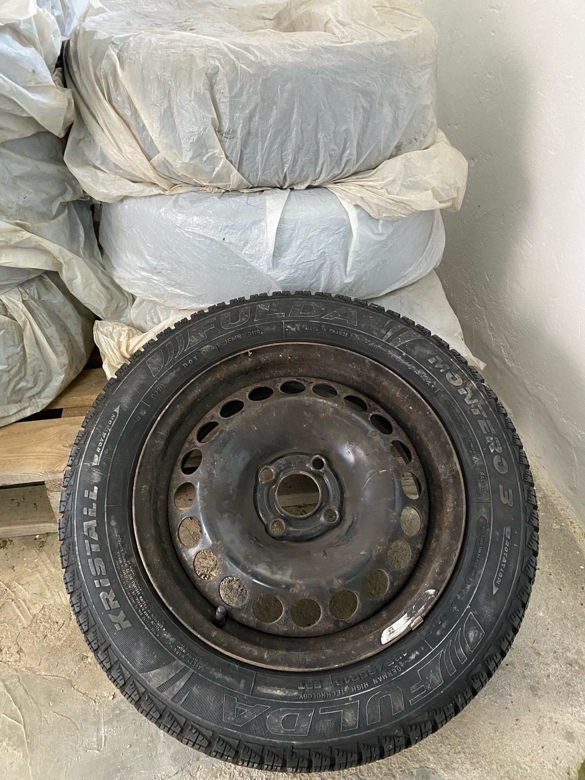 Platsce Opel 15 col plus gume- beri opis
