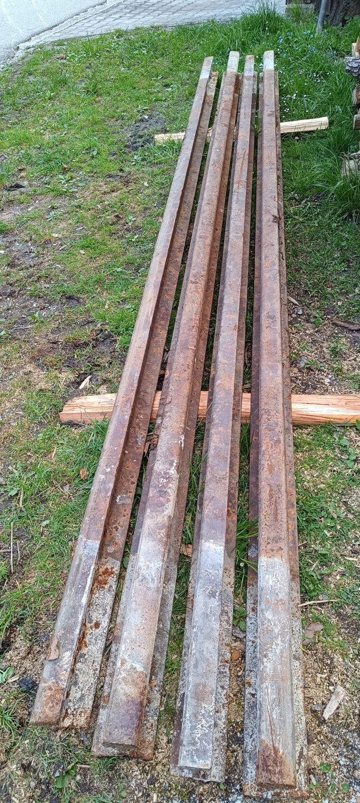 traverza železna