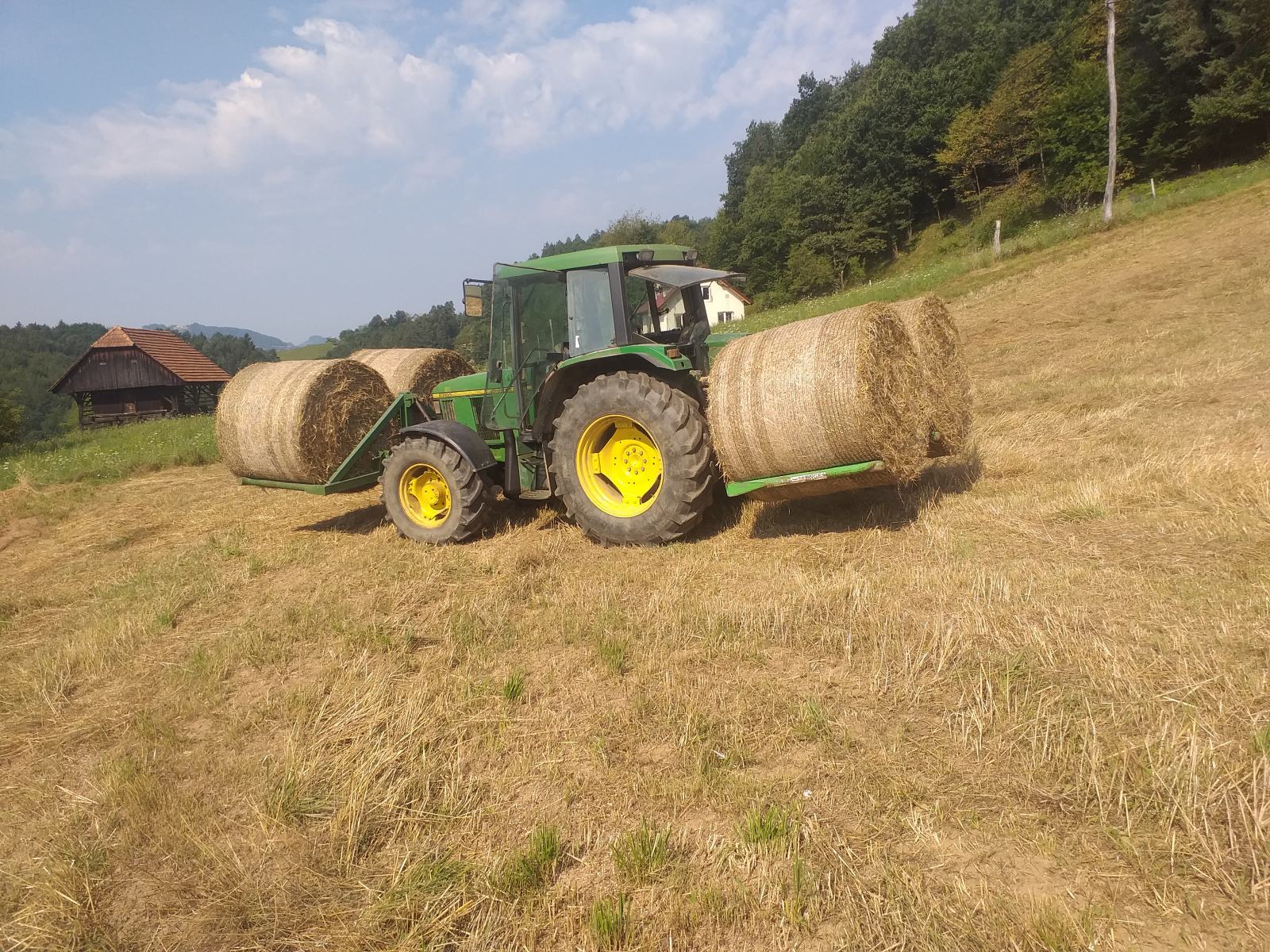 Kupim traktor john deere v katerem koli stanju 070519447