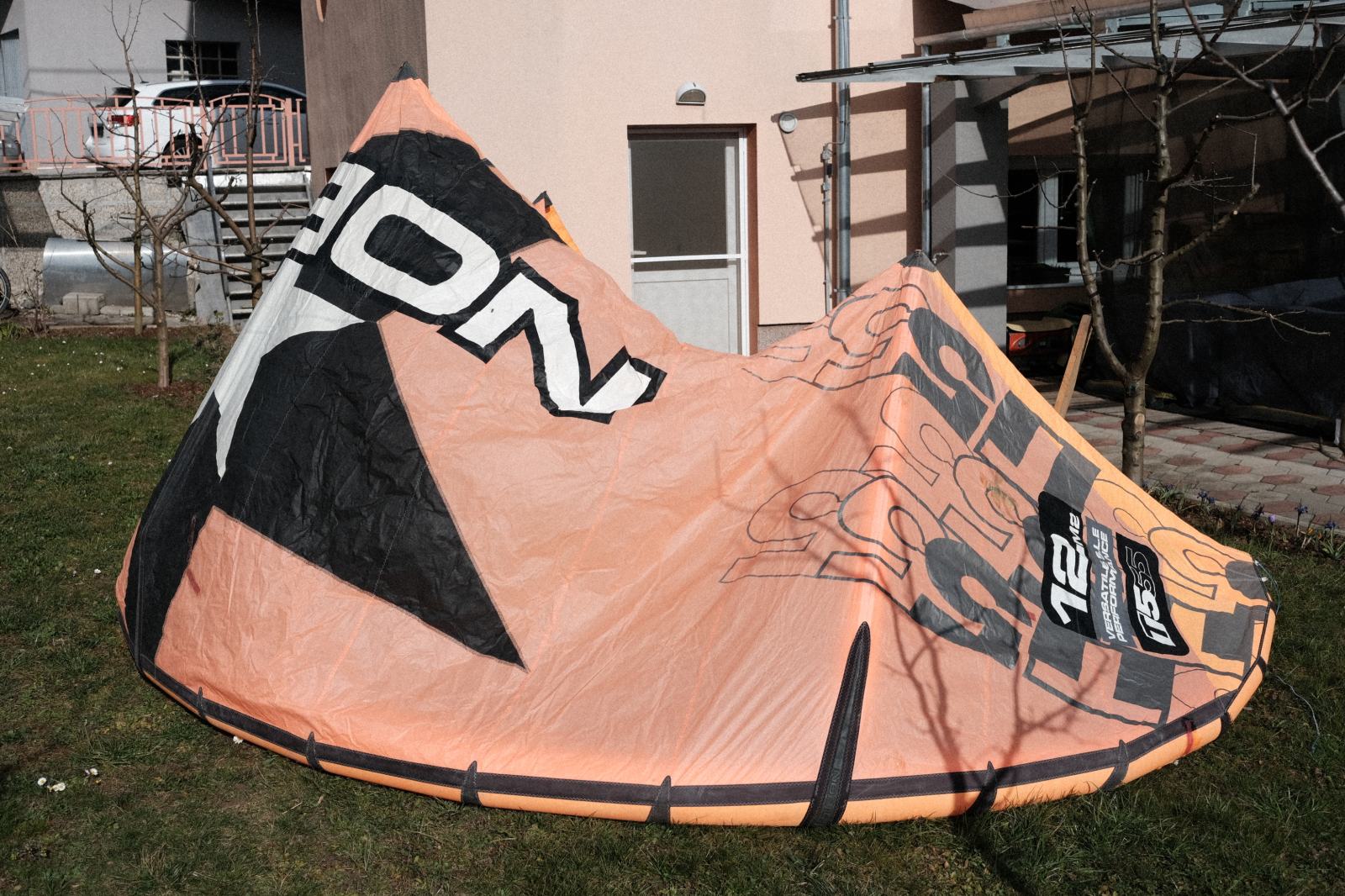 Kite Nobile T5 z barom