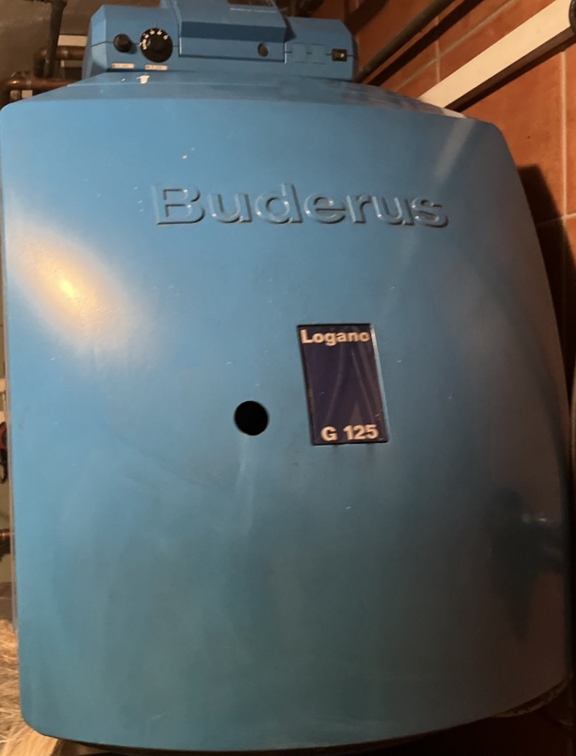 BUDERS -LOGANO G125 - CENTRALNA PEČ