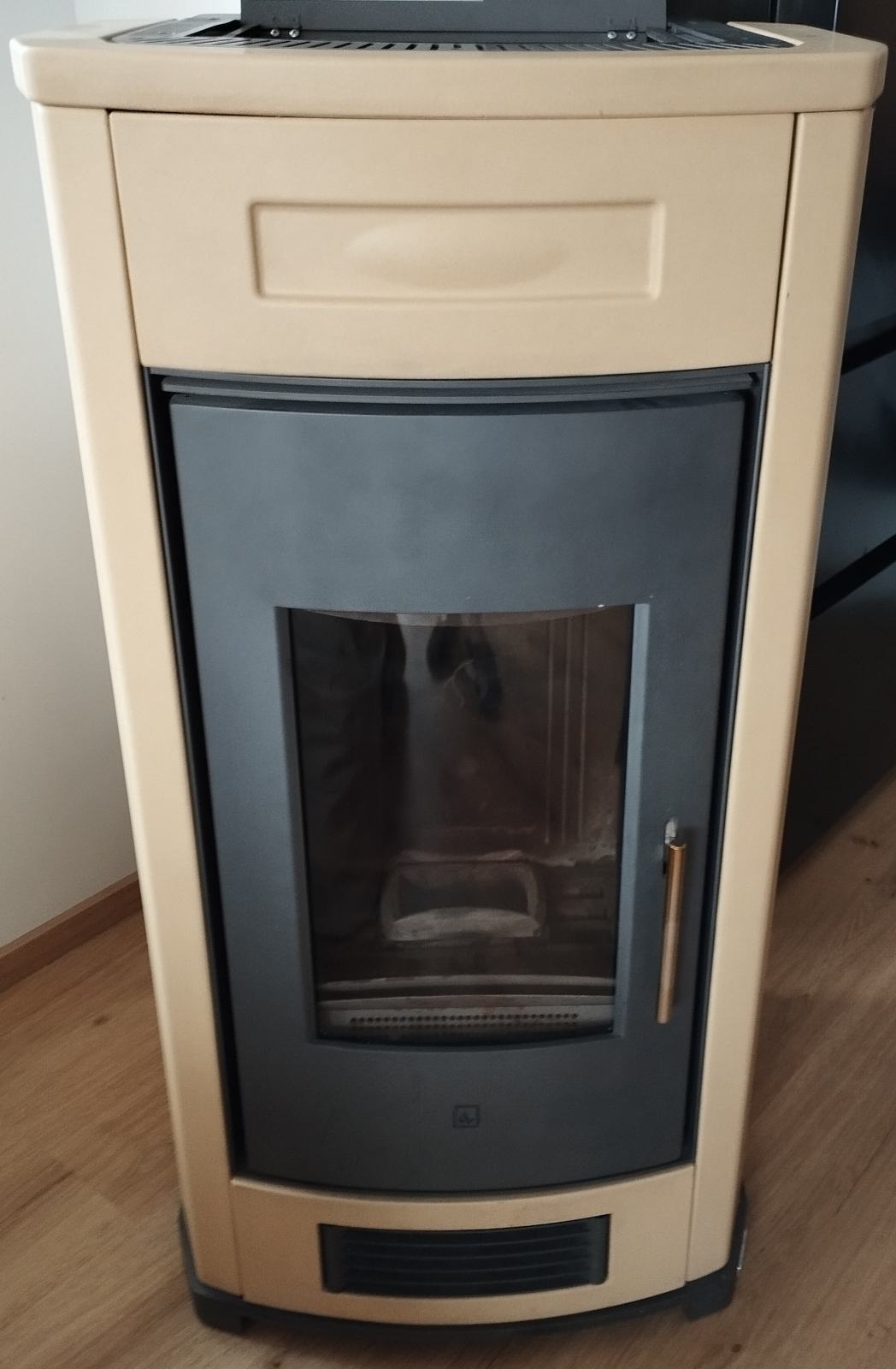 Peč na pelete / kamin
