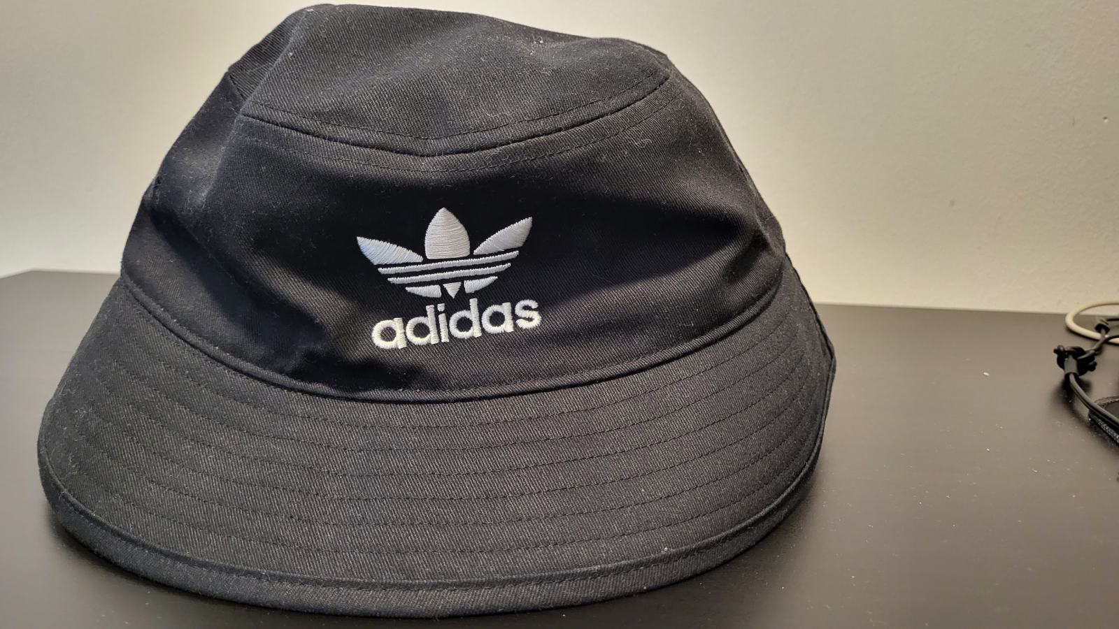 Adidas bucket hat