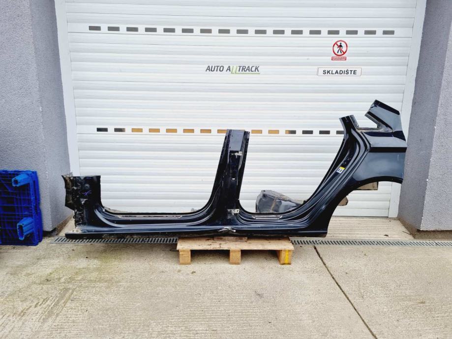Audi a3 8v levi A stup B stup prag stran karoserijski lim