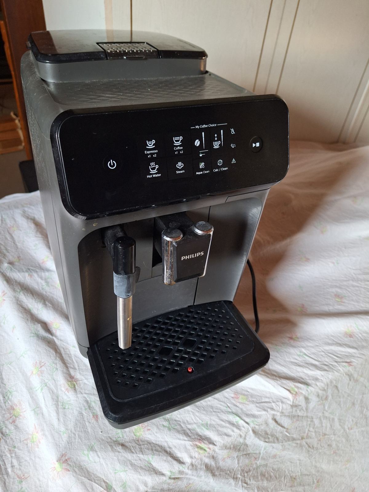 KAVNI APARAT Philips EP1224/00 Series 1200