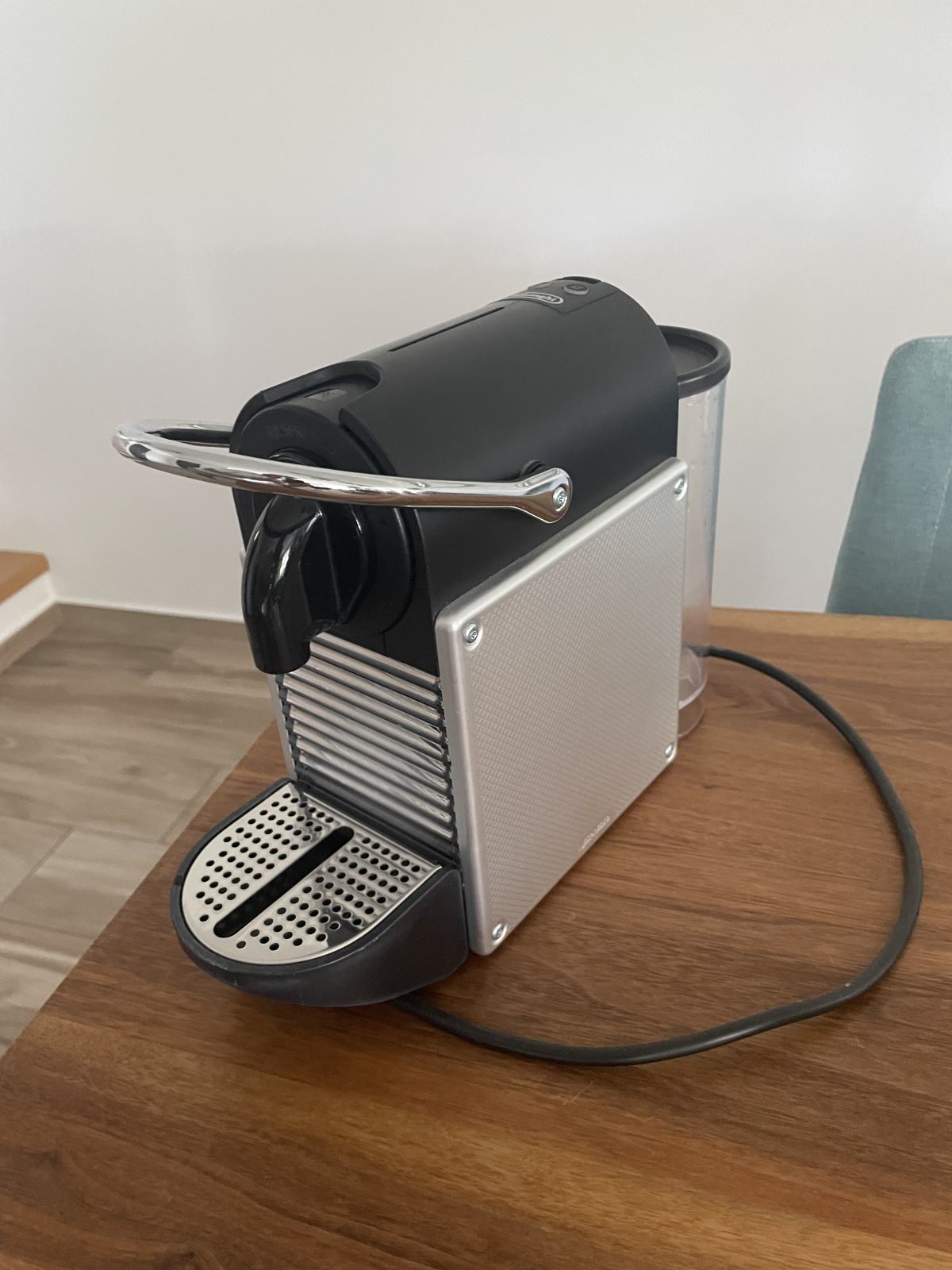 Nespresso DeLonghi Pixie