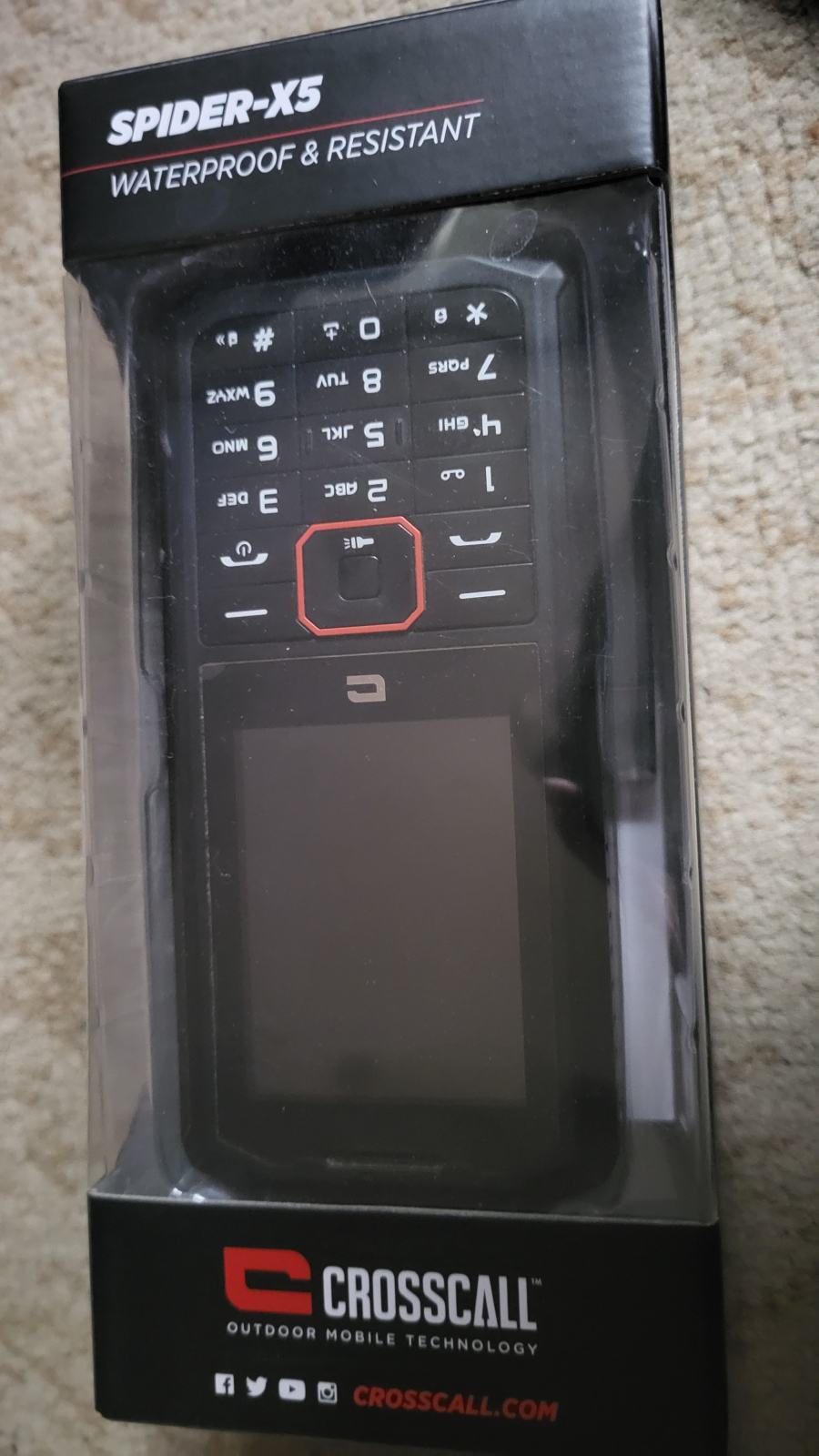 Skoraj nov GSM telefon Crosscall X5