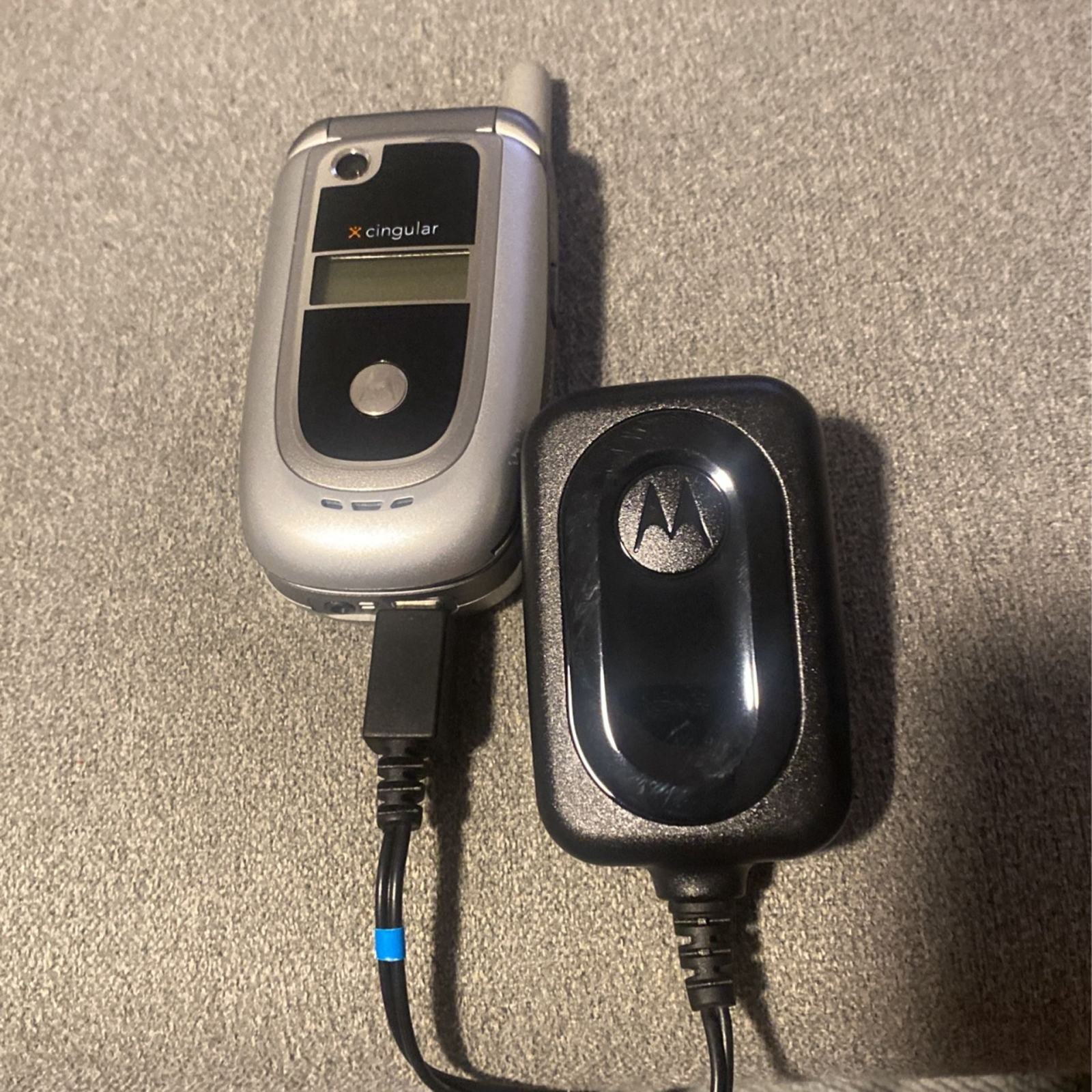 Motorola V235