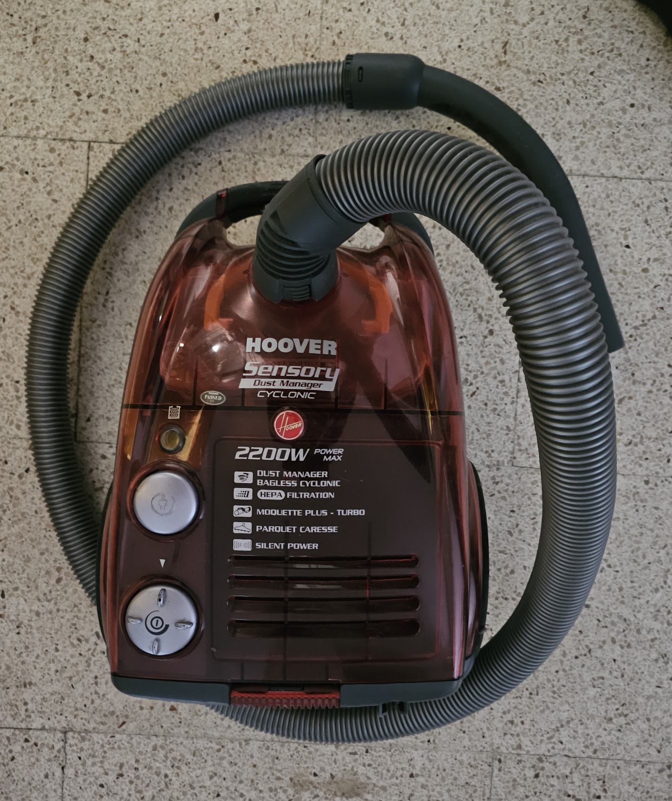 Hover sesalec model TC 5228 - 2200W