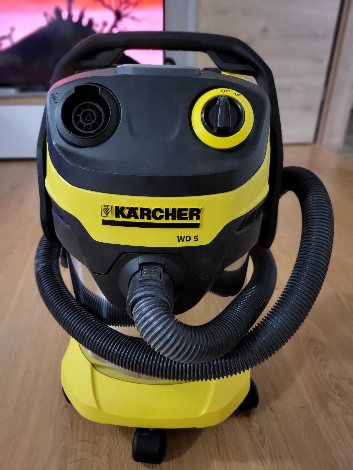 Karcher wd 5 premium sesalnik sesalec mokro suhi
