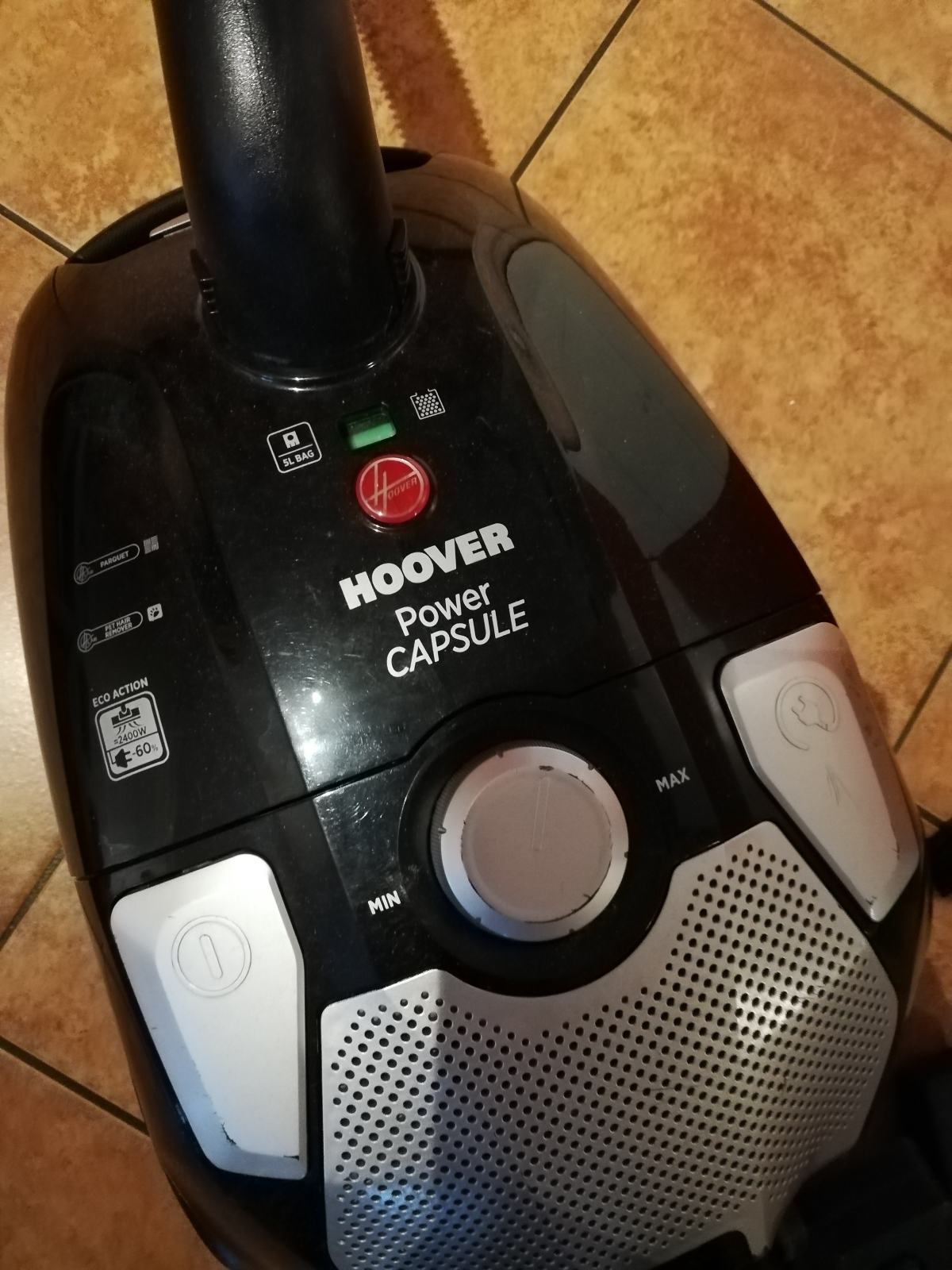 Sesalec Hoover Power Capsule