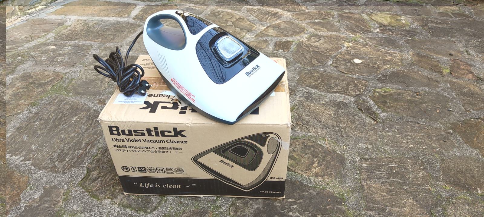 VAKUUMSKI ROČNI SESALEC, UV STERILIZATOR, STEPALNIK - BUSTIC