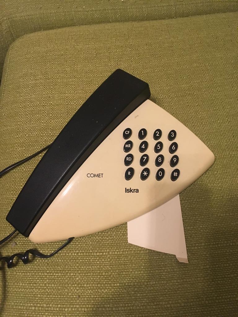 Retro telefon Iskra COMET