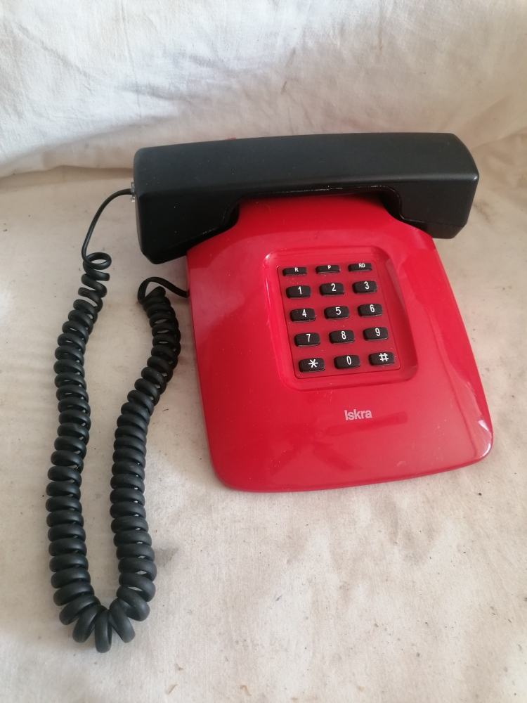 TELEFON Iskra