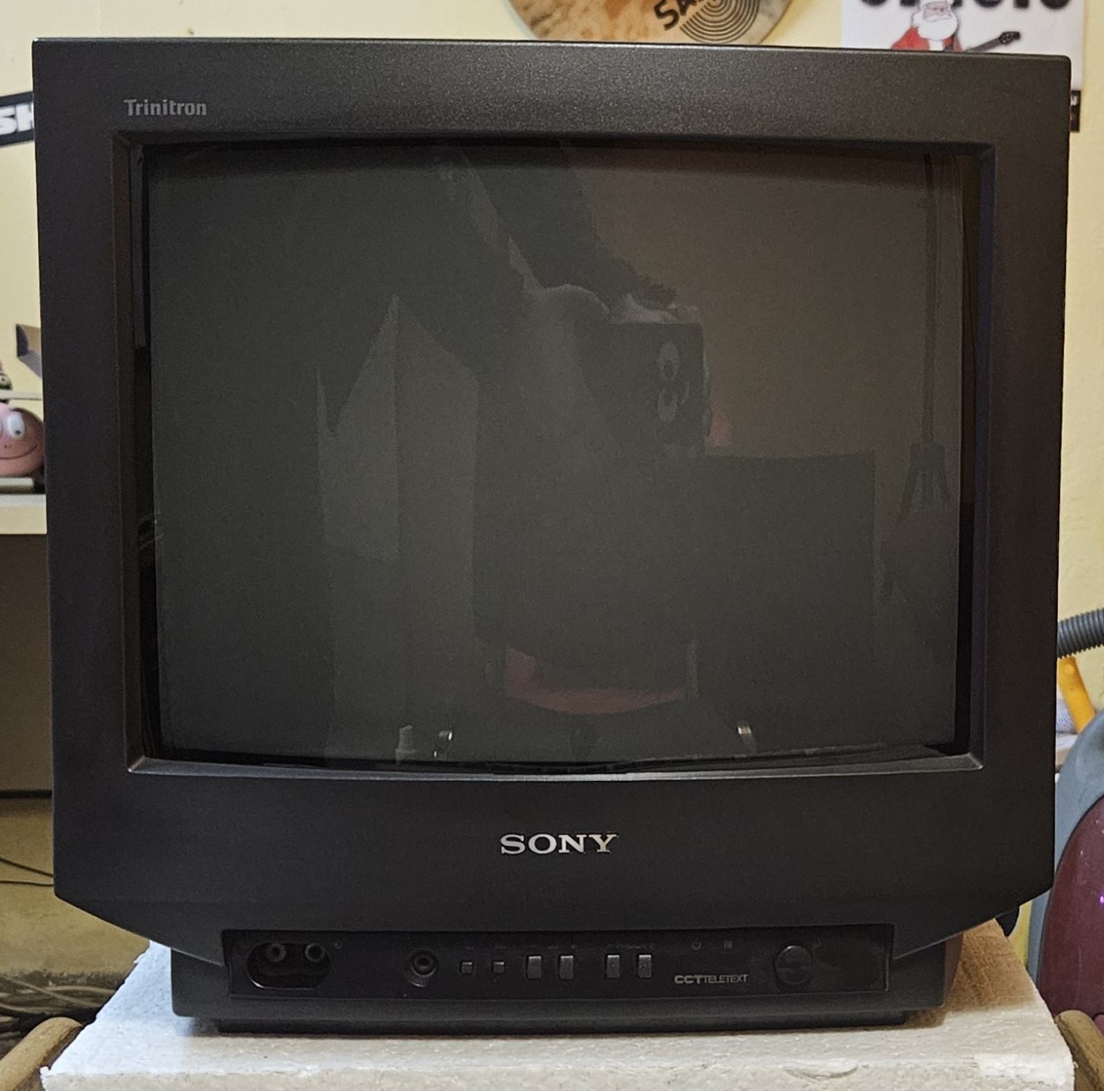 SONY TRINITRON RETRO GAMING TV MONITOR