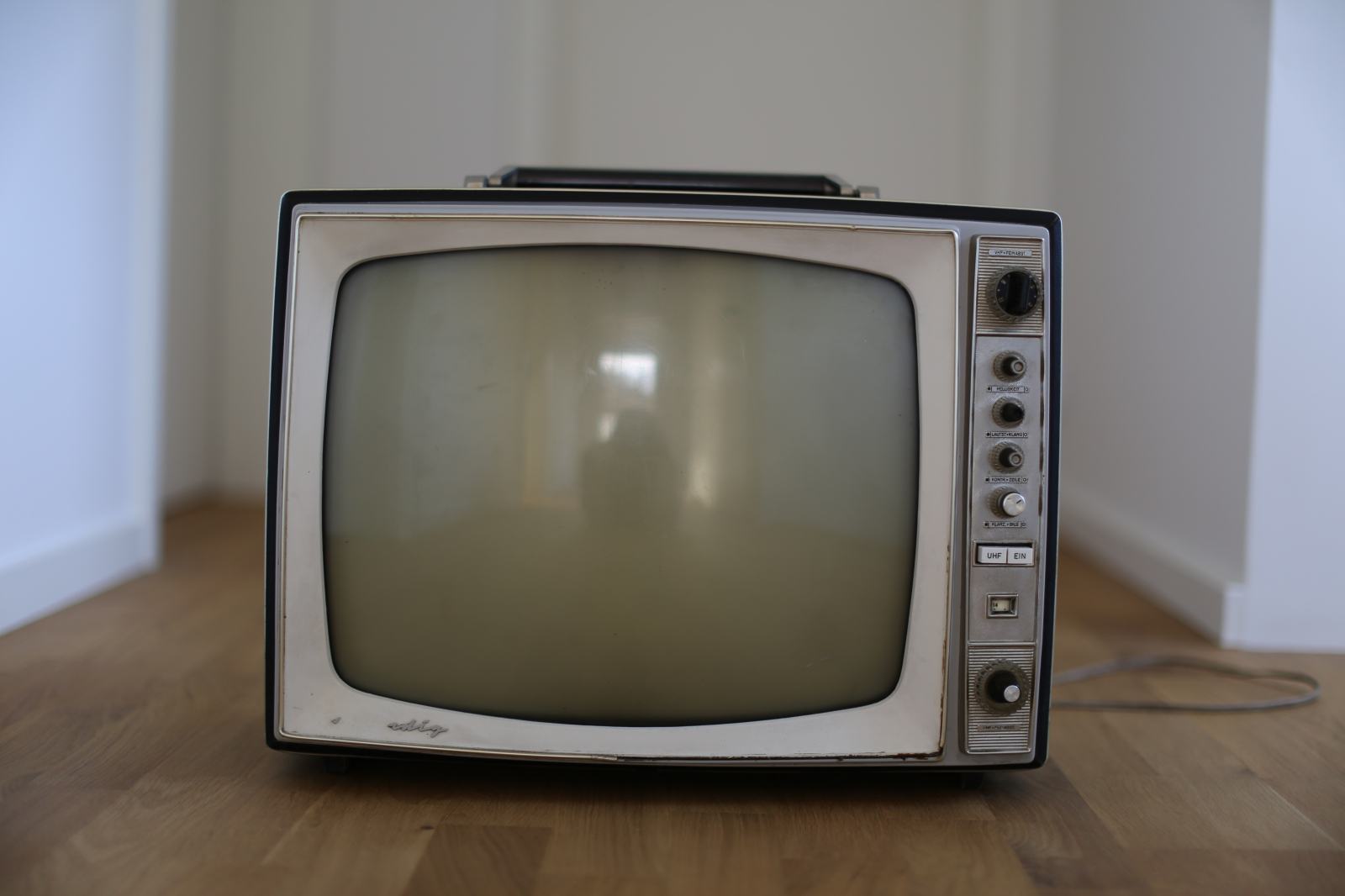 Vintage, starejši, muzejski, televizor