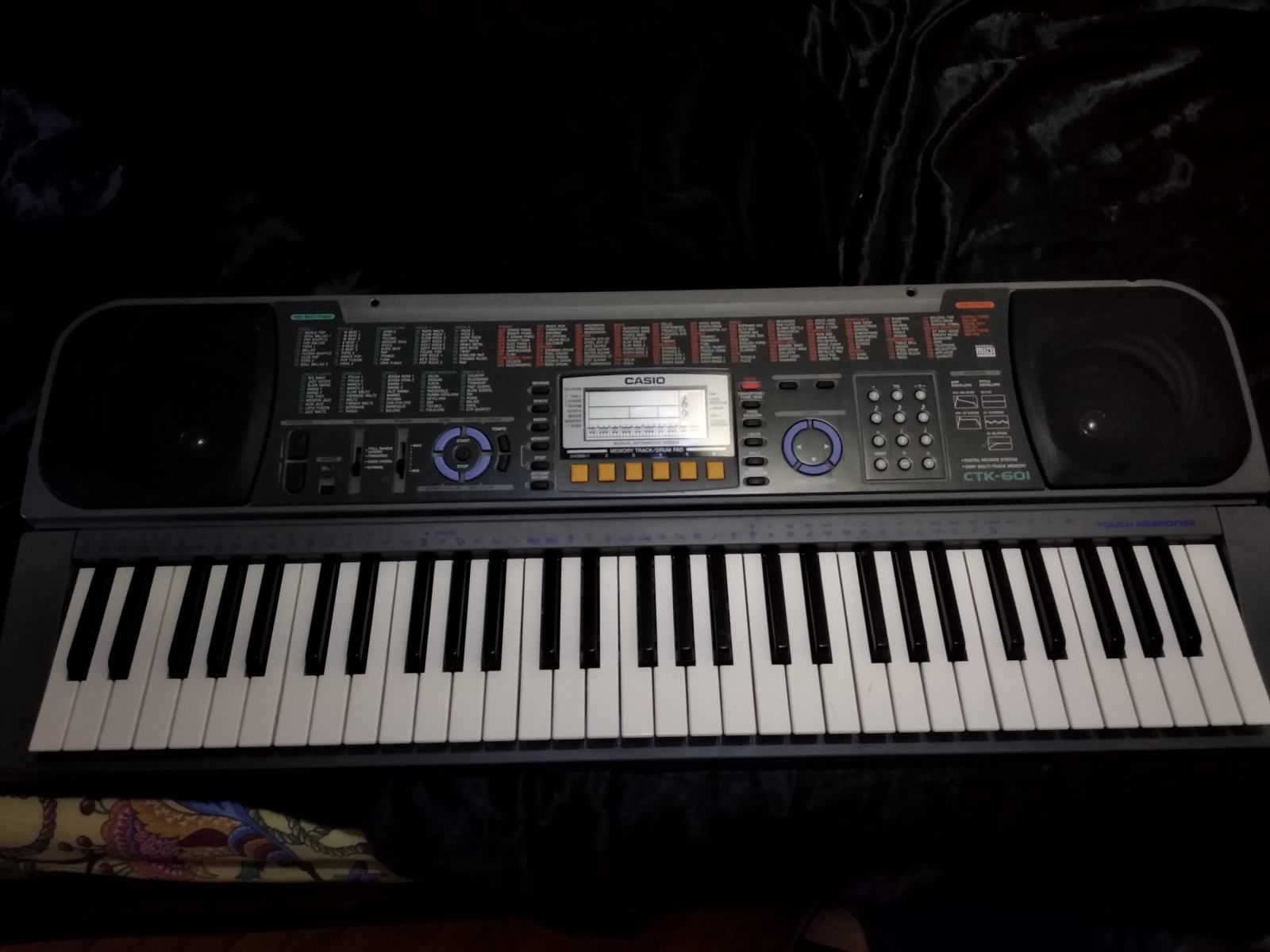 Casio CTK-601 klaviatura tipkovnica keyboard sintesajzer