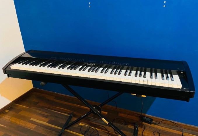Električni klavir, ES 8 Digitalni klavir Kawai, kot nov, 88 tipk