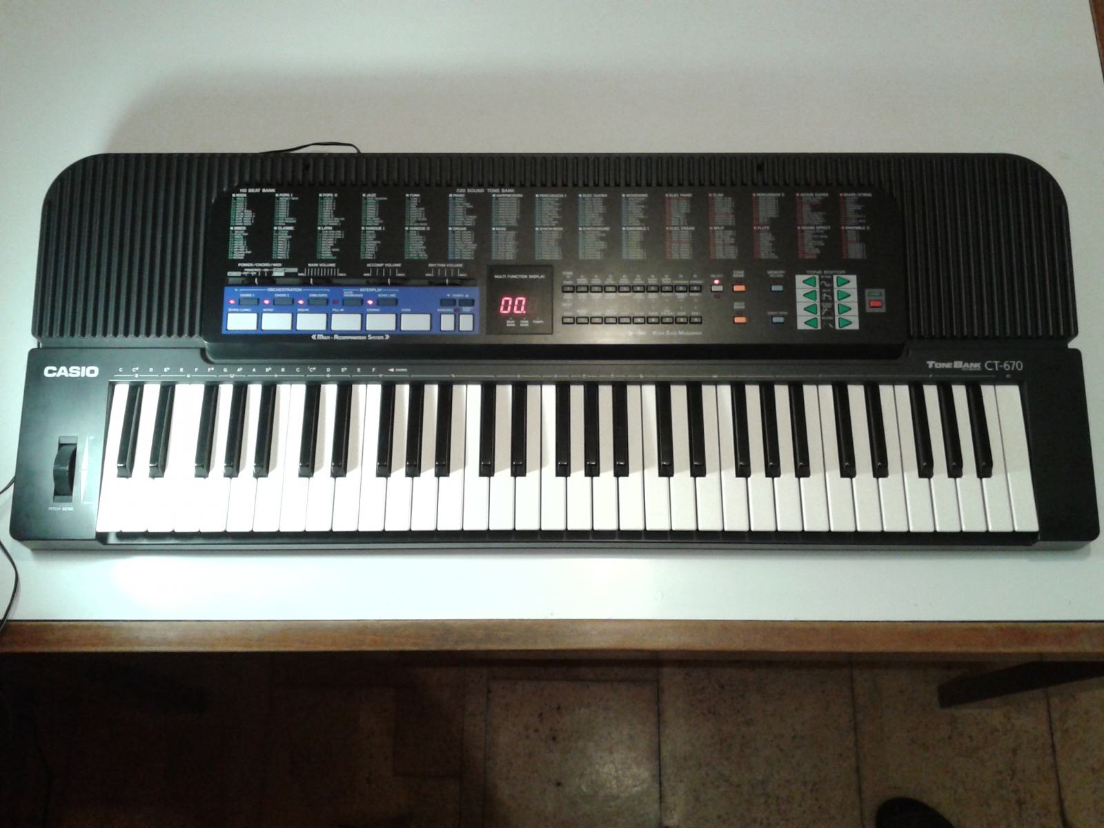 Klaviatura CASIO CT-670 ToneBank
