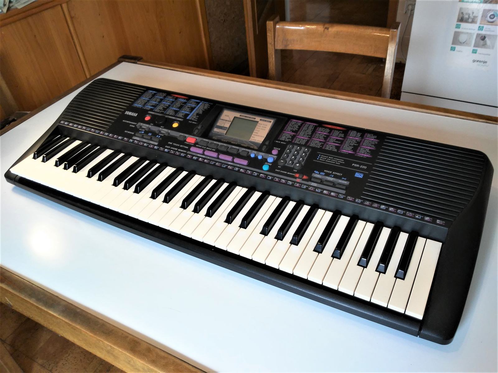Klaviatura YAMAHA PSR - 230