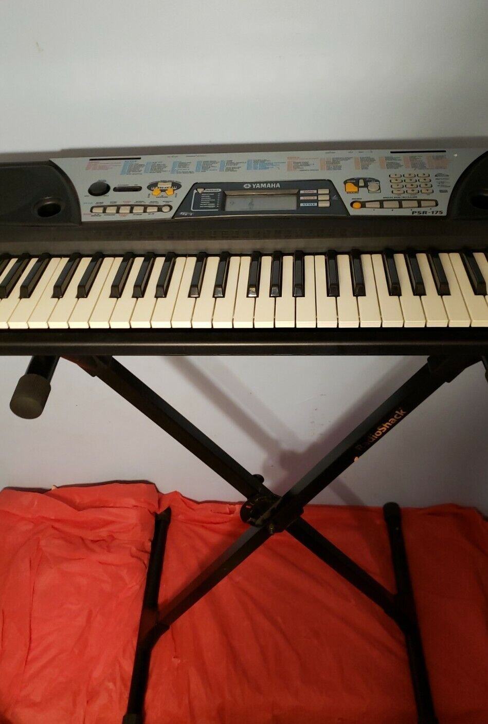 Klavijatura YAMAHA PST-175 + stojalo