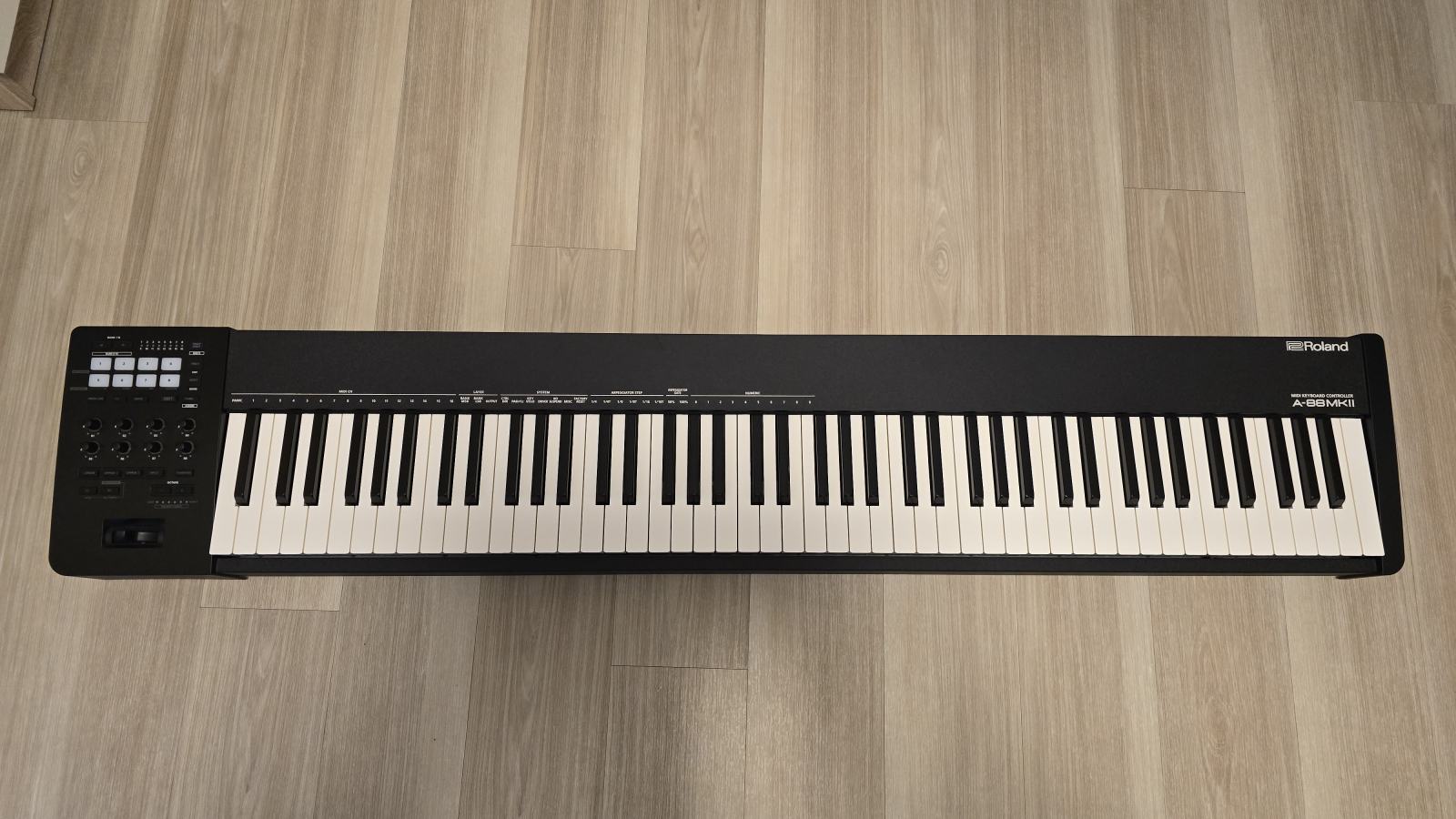 MIDI KLAVIATURA ROLAND A-88 MK2