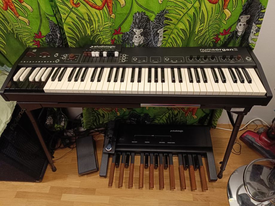 Numa organ 2, mint Hammond klon