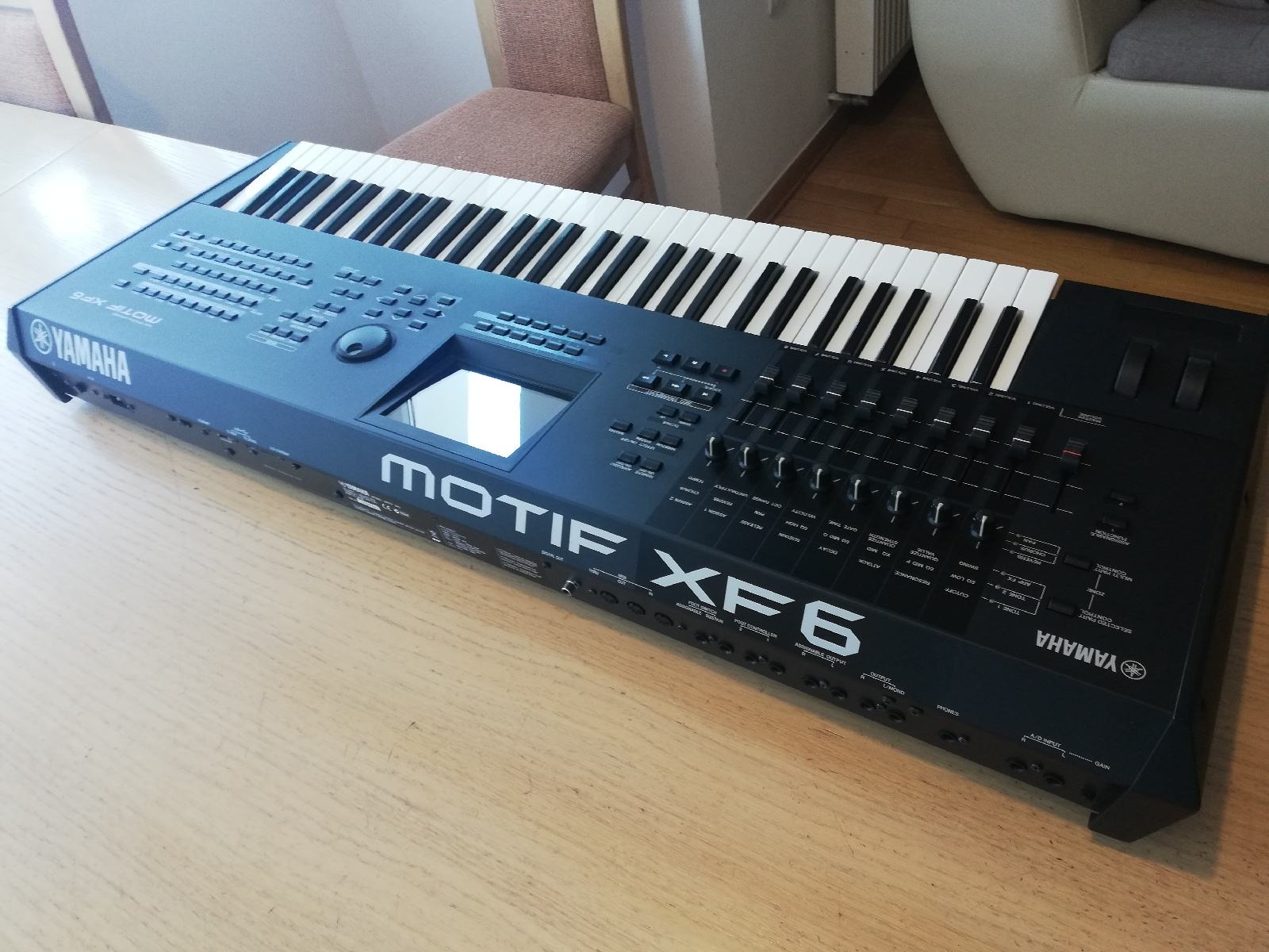 Yamaha Motif XF6
