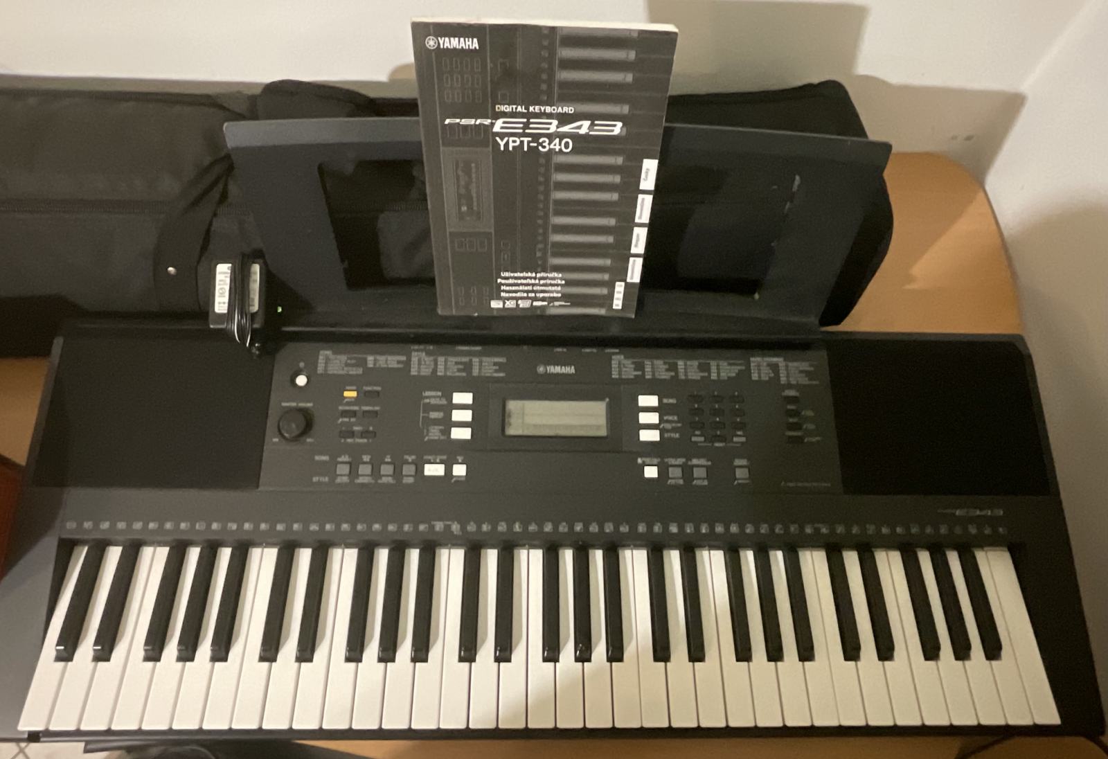 YAMAHA PSR E343