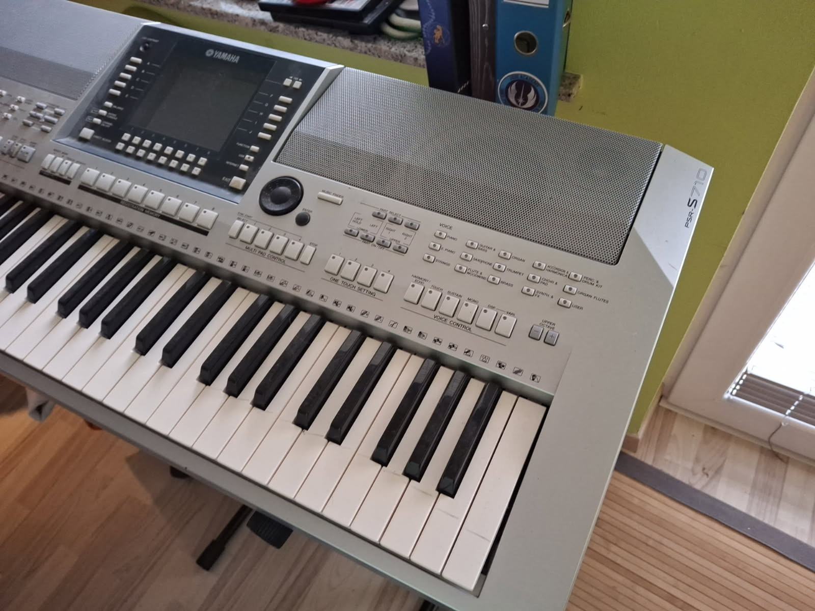 Yamaha psr s770