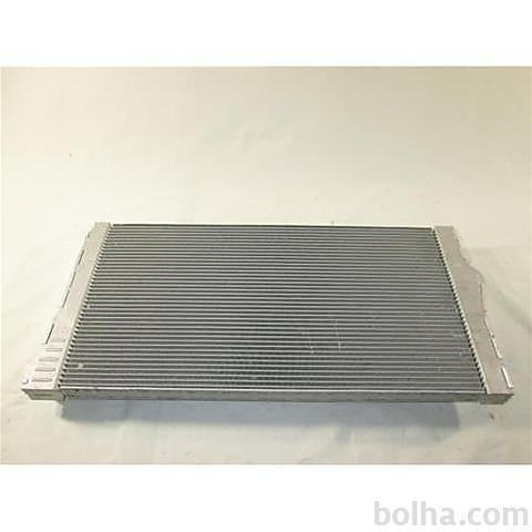 RADIATOR VODE OEM N. 17118509175 ORIGINAL REZERVNI DEL BMW SERIE 5...