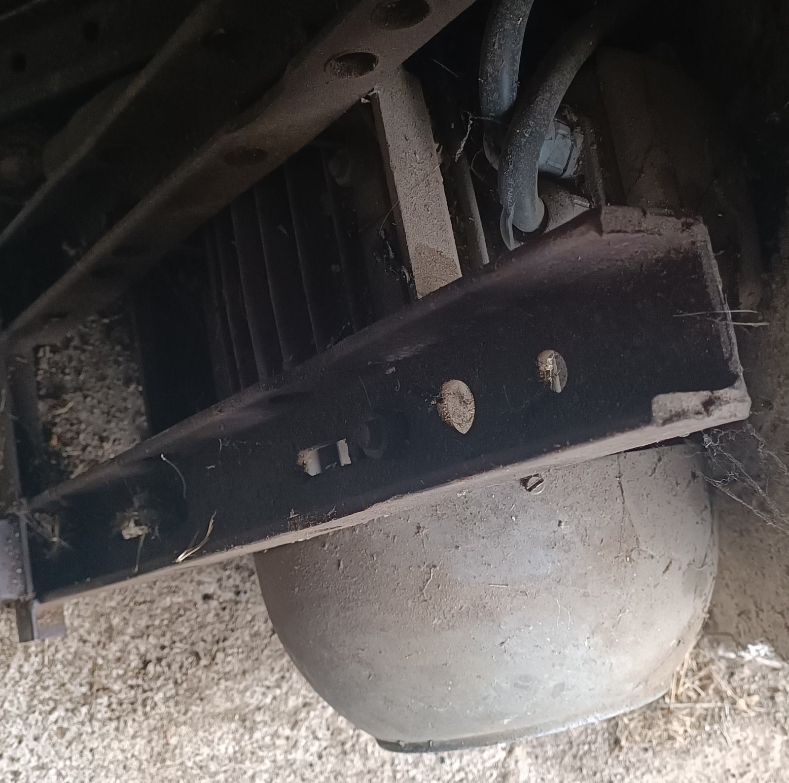 PRODAM ELEKTROMOTOR S STIKALOM 7,5 KM