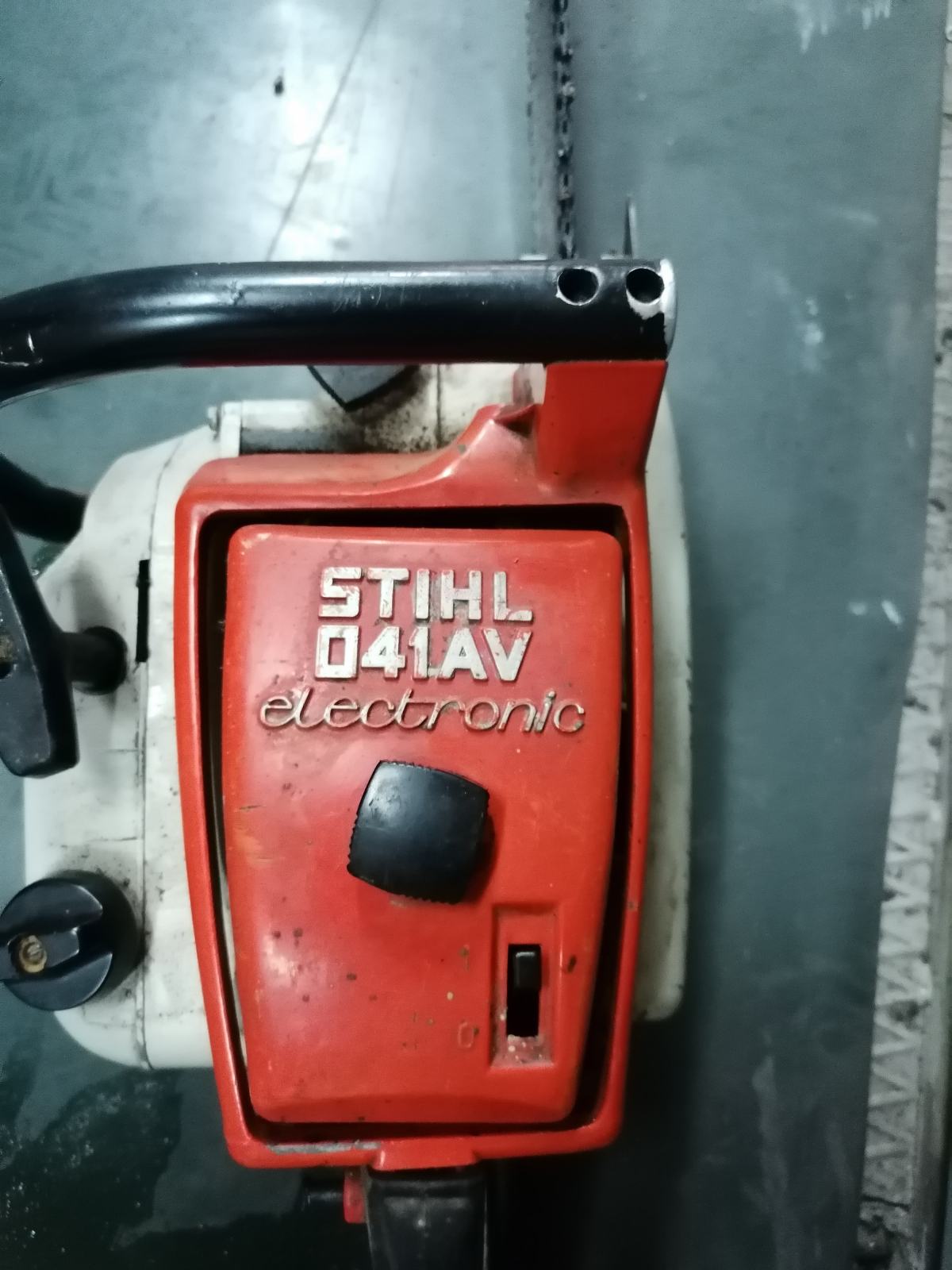 STIHL motorka 041 AV