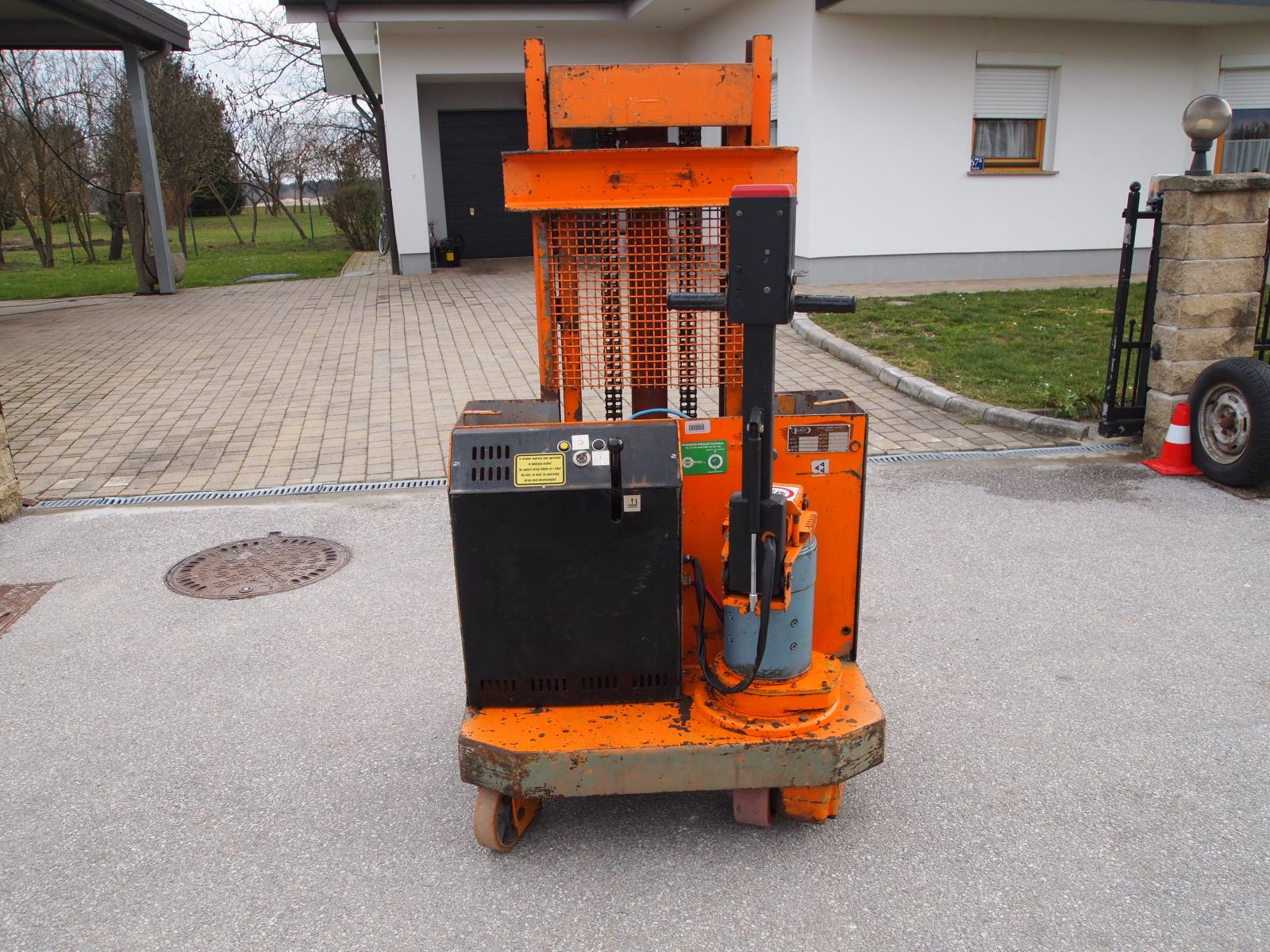 VILIČAR PRIMAT P-V-1251