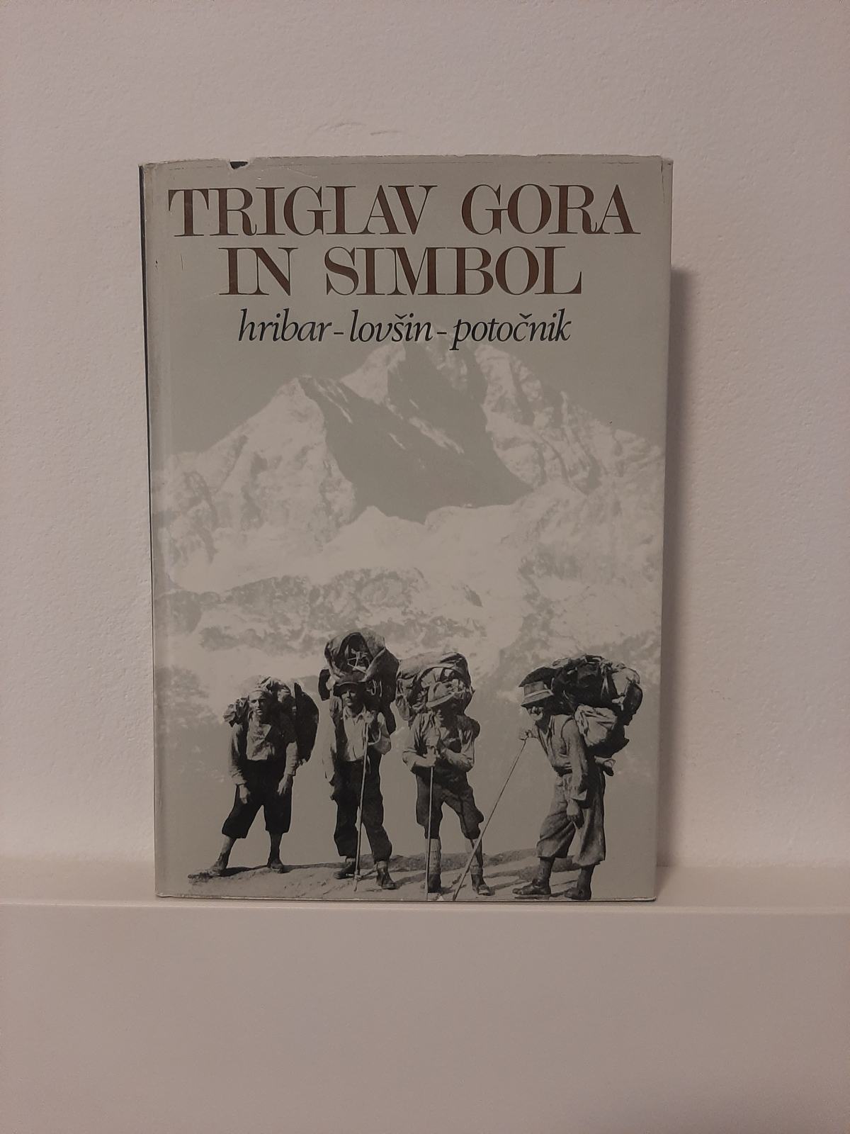 Hribar, Lovšin, Potočnik - Triglav gora in simbol (MK, 1979)