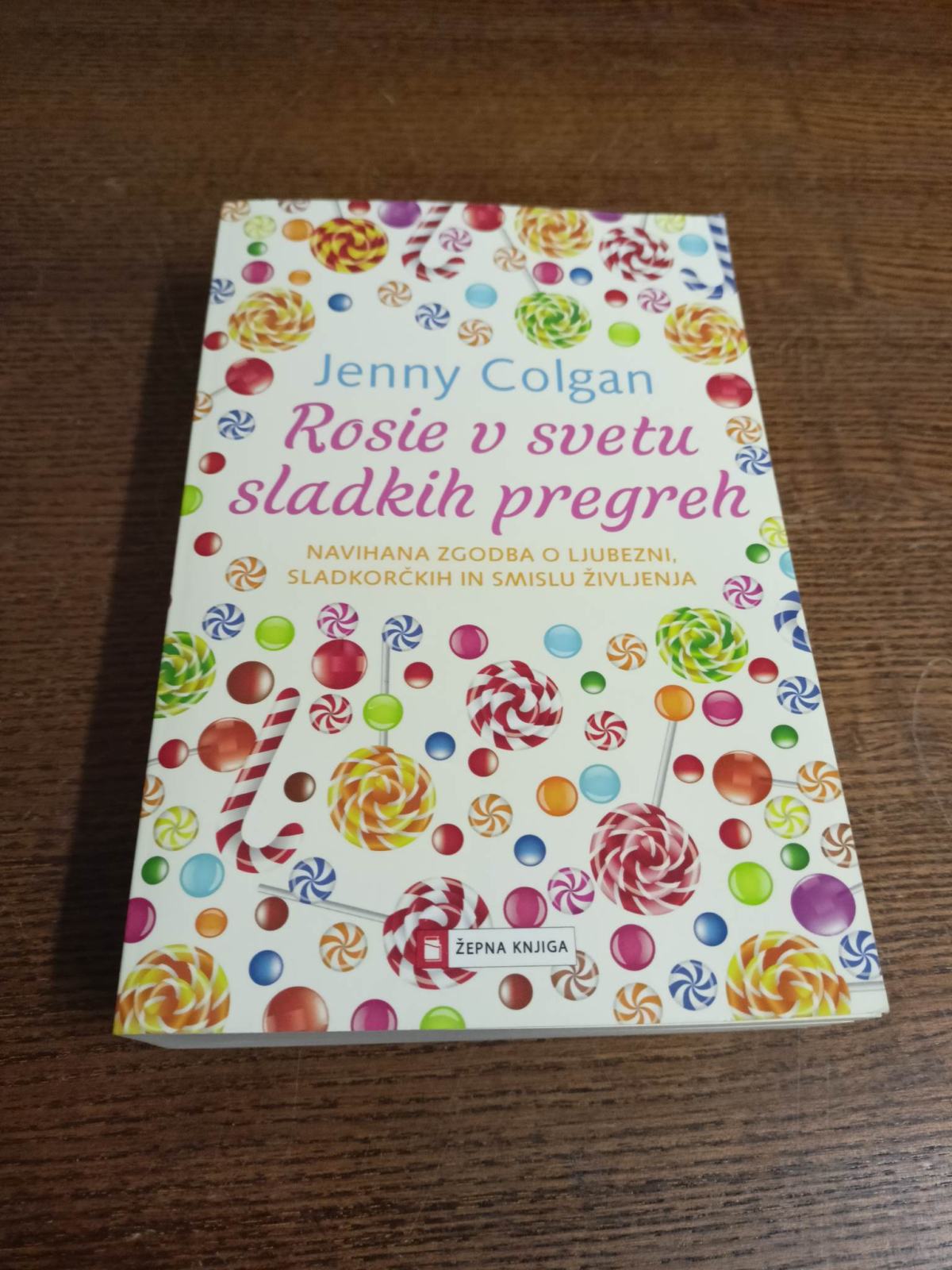 JENNY COLGAN ROSIE V SVETU SLADKIH PREGREH