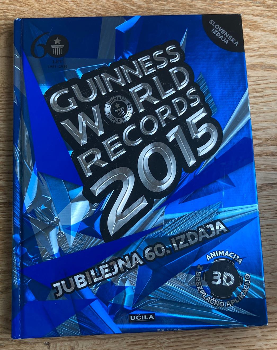 knjiga- GUINNESS WORLD RECORDS 2015