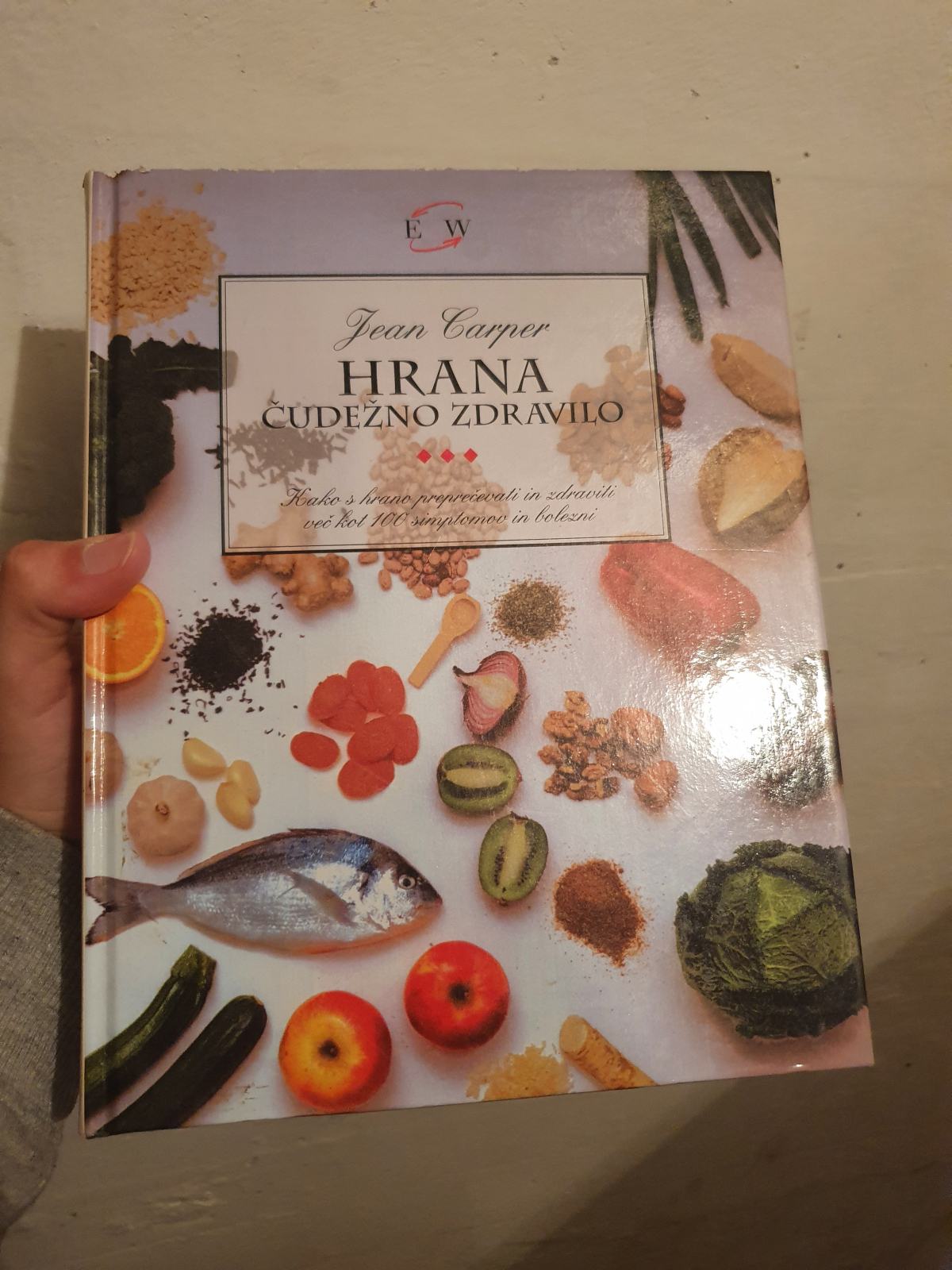 Knjiga Hrana čudežno zdravilo