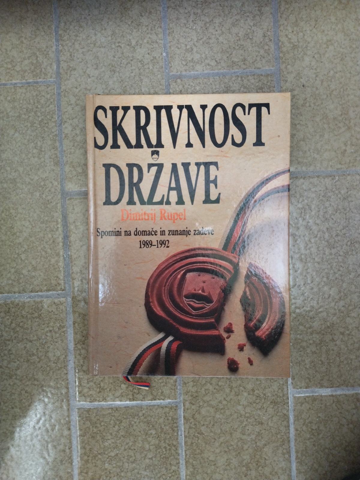 knjiga Skrivnost države
