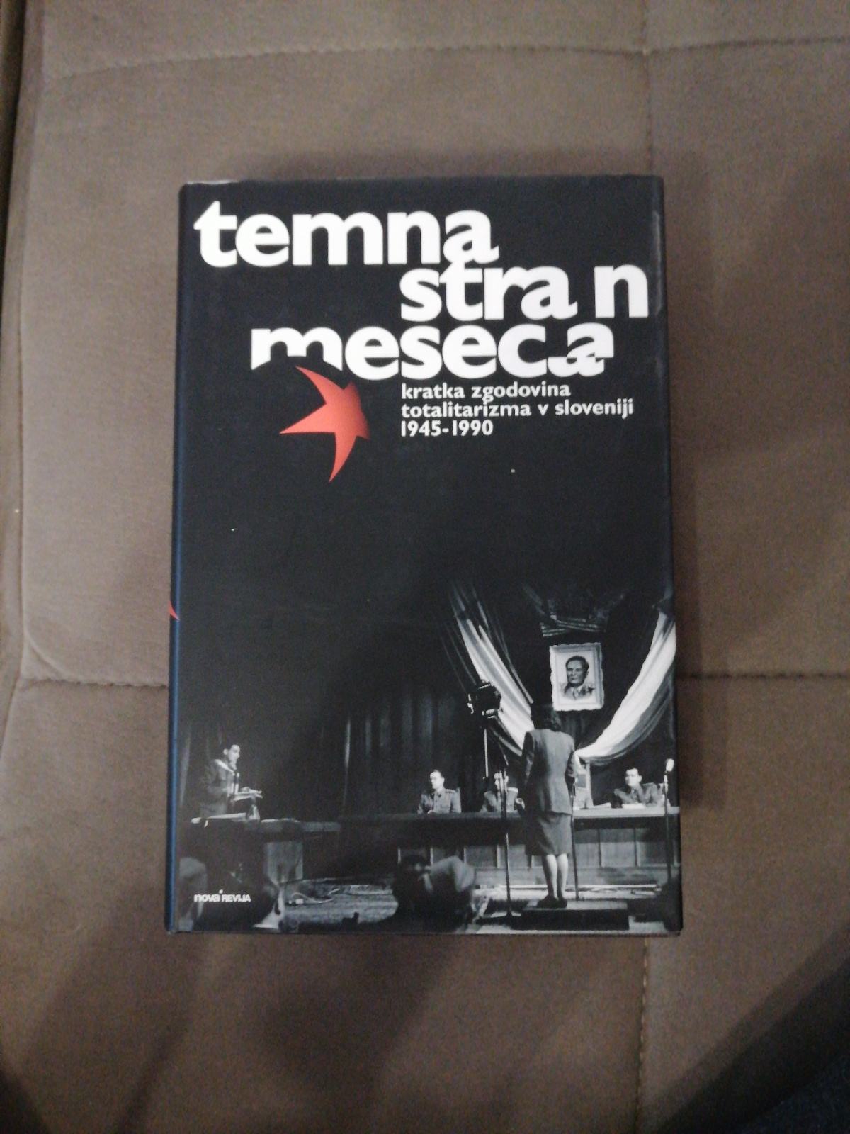 Knjiga Temna stran meseca