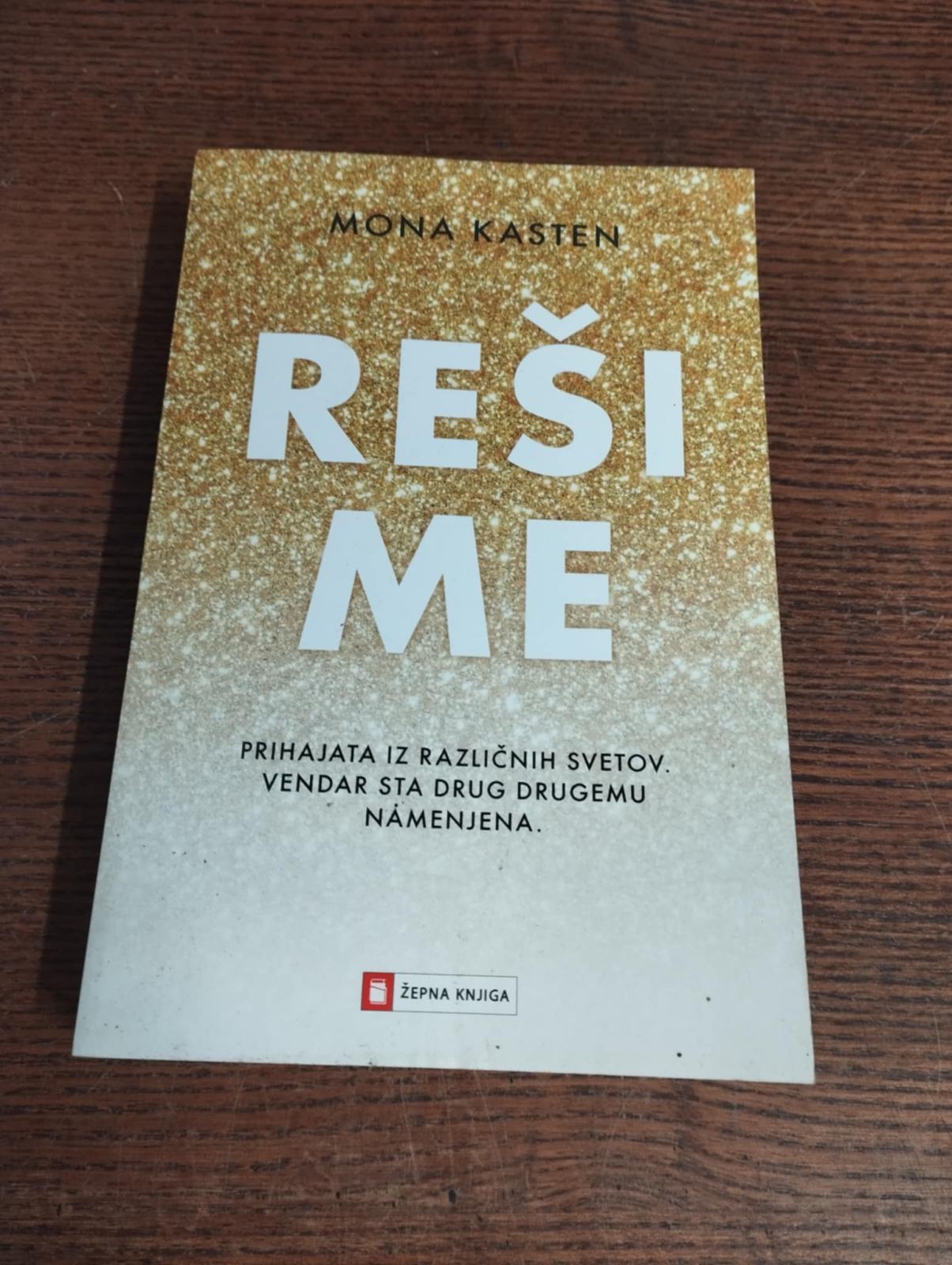 MONA KASTEN REŠI ME