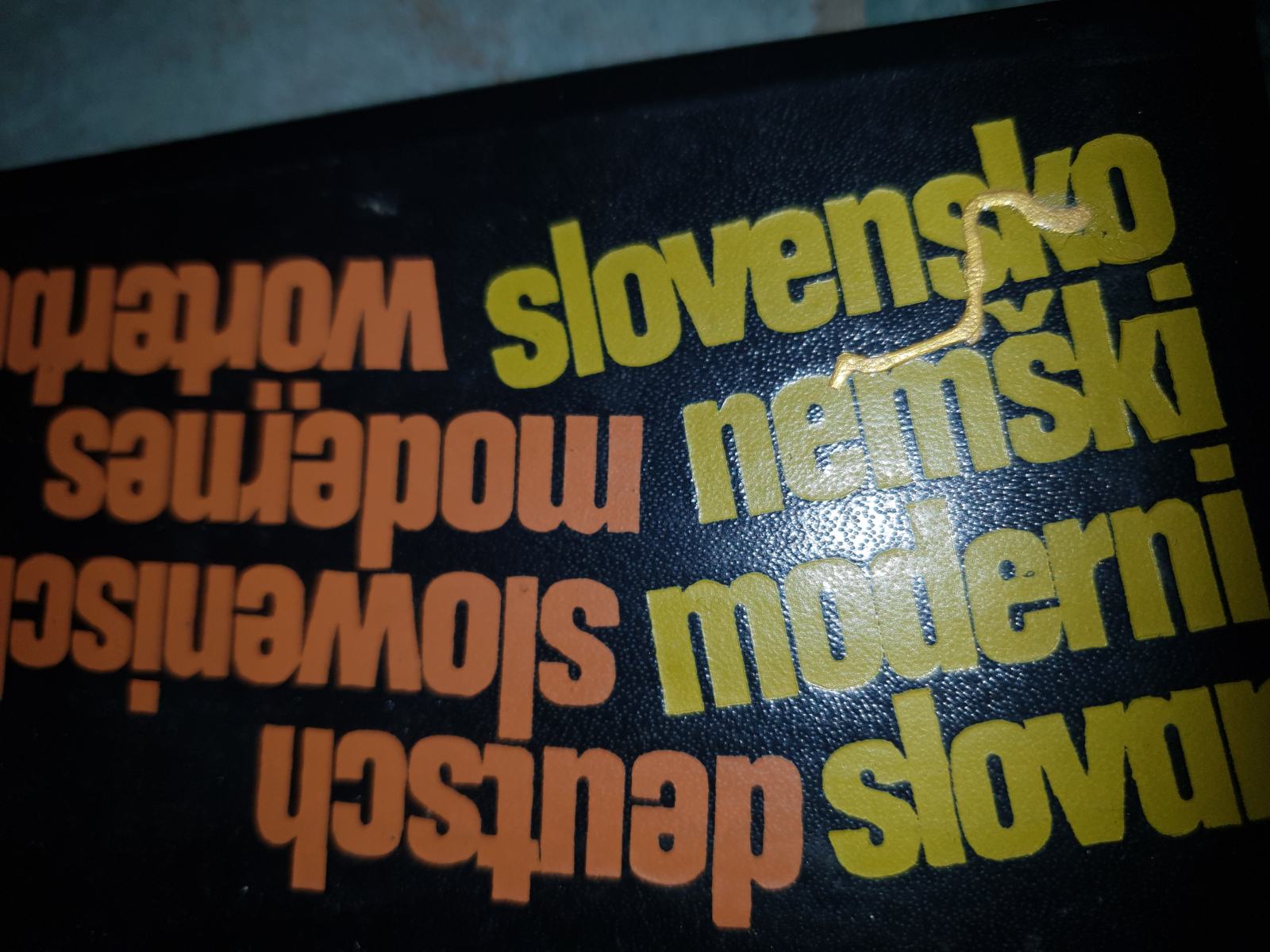 Nemško slovenski moderni slovar in slovensko nemški slovar,avtorica Do