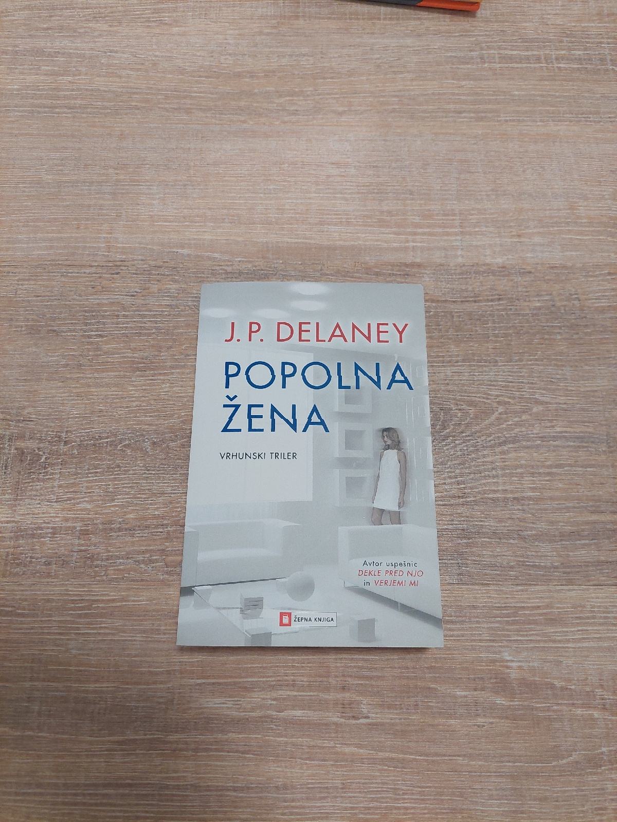Popolna žena J.P.Delaney