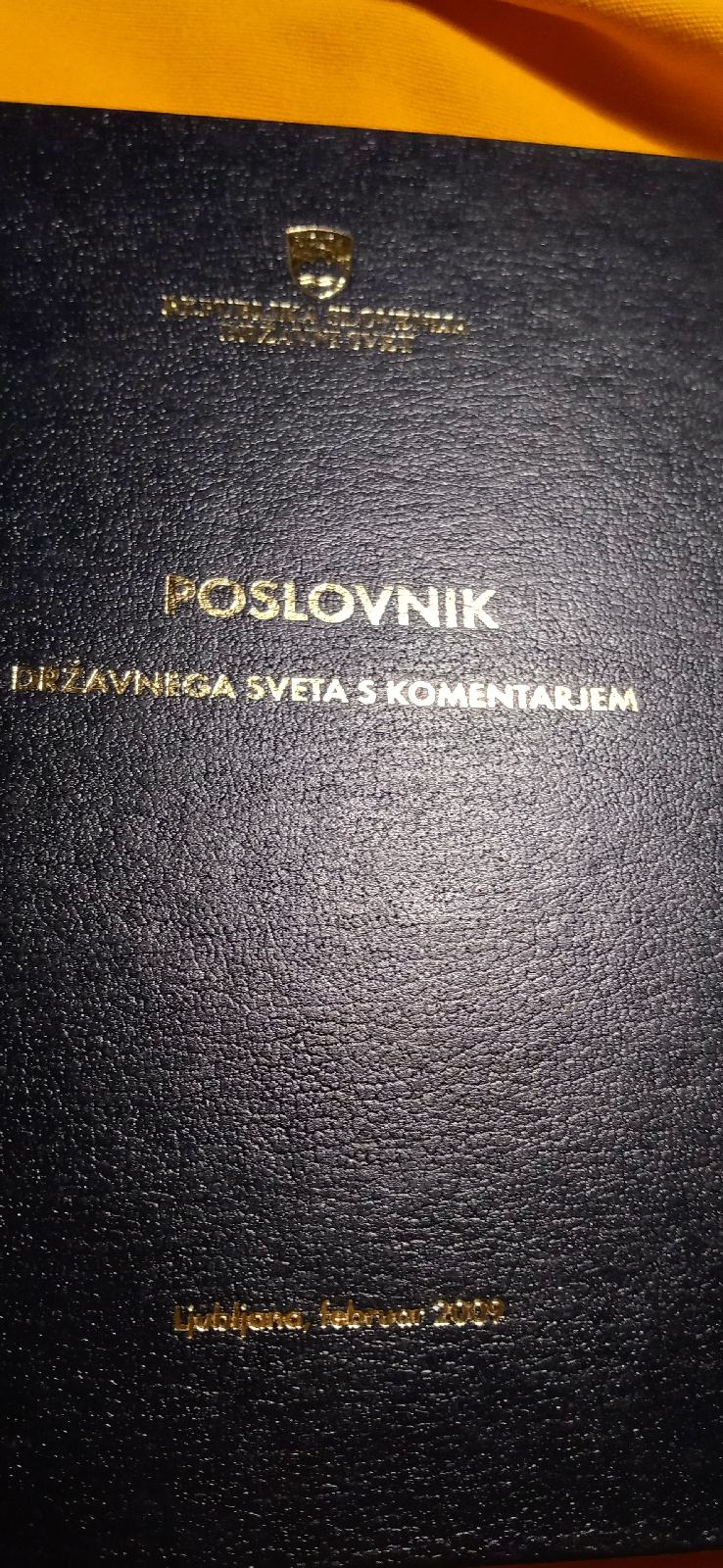 POSLOVNIK DRŽAVNEGA SVETA S KOMENTARJEM