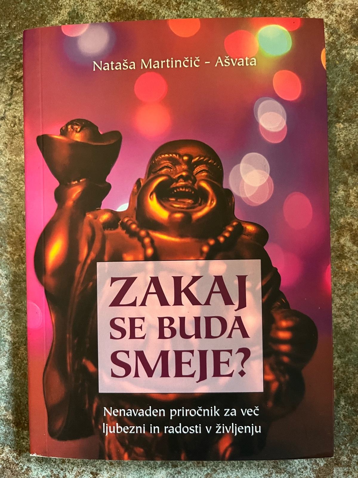 Prodam priročnik Zakaj se Buda smeje?