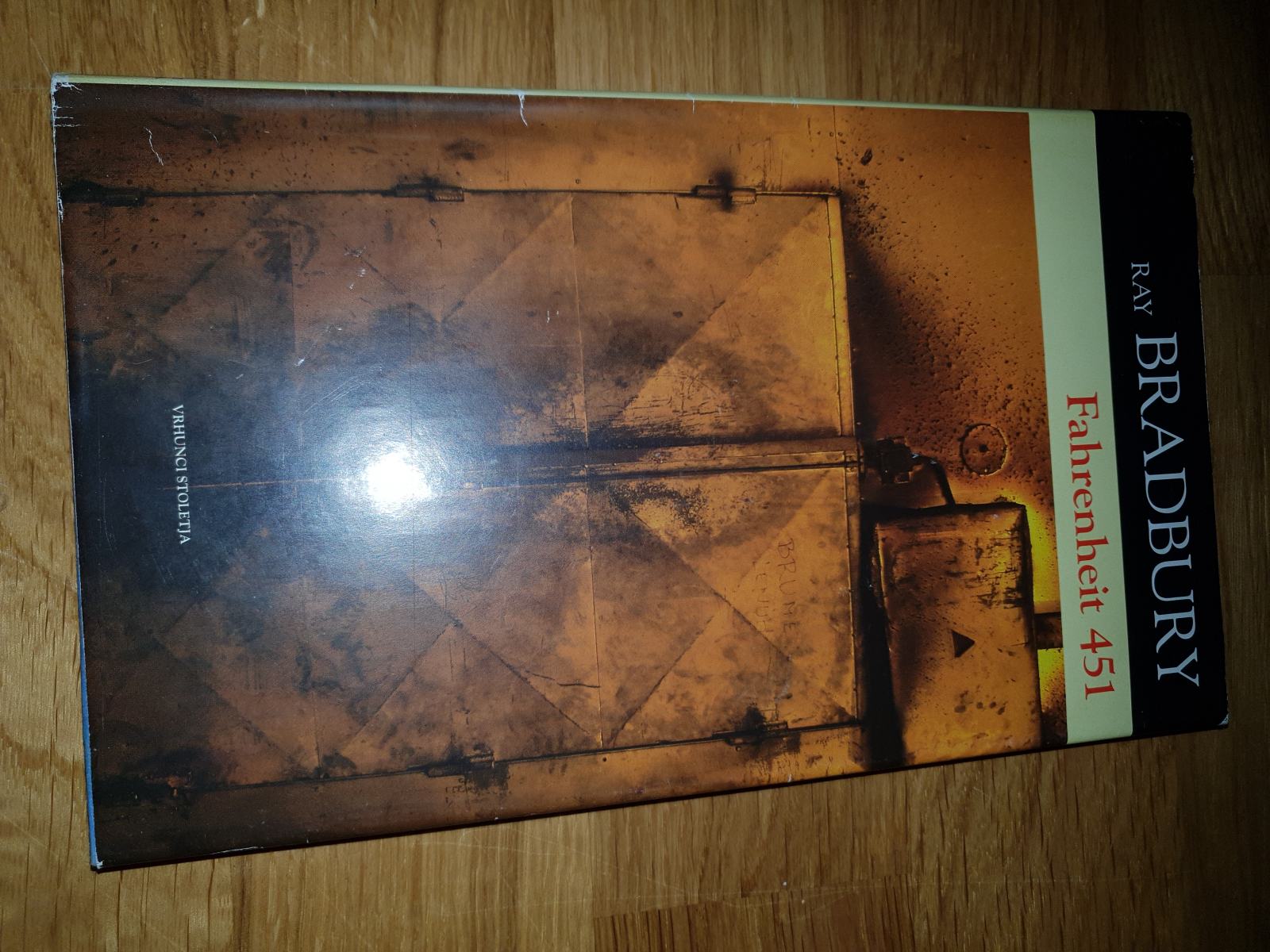 RAY BRADBURY - FAHRENHEIT 451